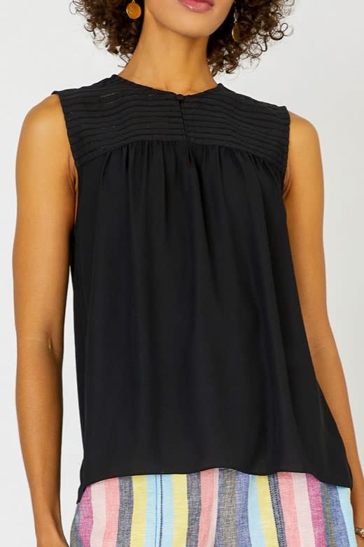 Split Neckline w/ Buttonclosure SL Top - Savvy Chic Boutique