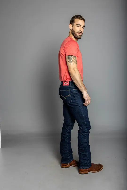 Wayne Blue - Equine Essentials Tack & Laundry Services