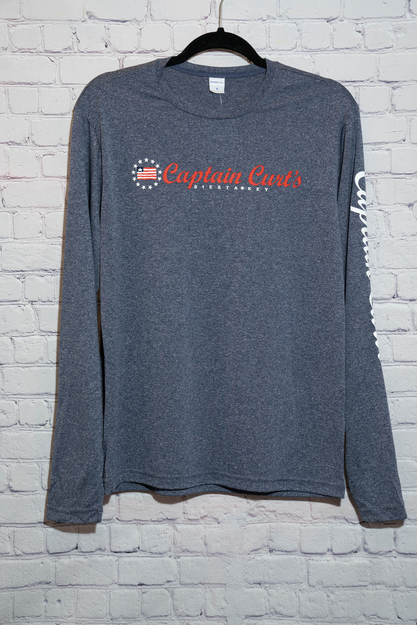 Captain Curt's Stars and Stripes Performance Long Sleeve - Tiki Trading ...