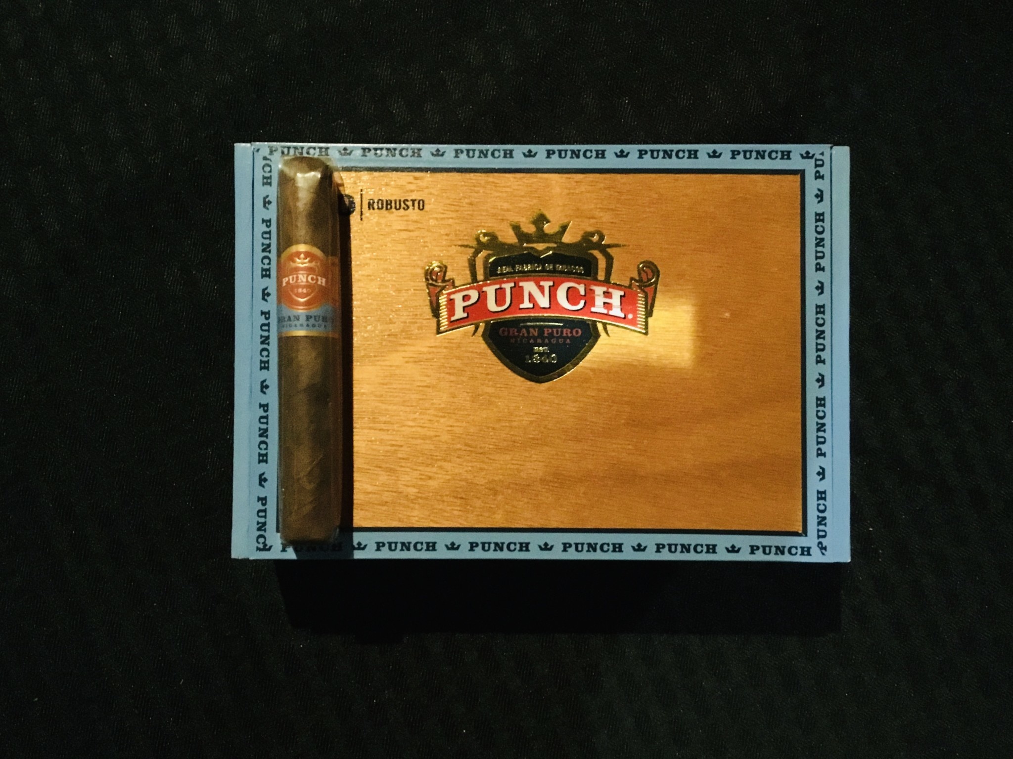 Punch Gran Puro Nicaragua 4 7/8 x 48 - The Cigar Shop - The Cigar Shop