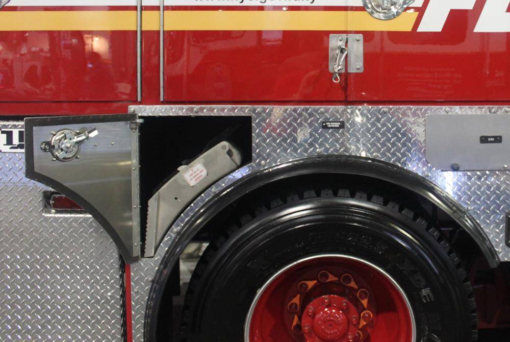 ZICO 44" Folding Wheel Chock SAC-44-E - North Ridge Fire Equipment