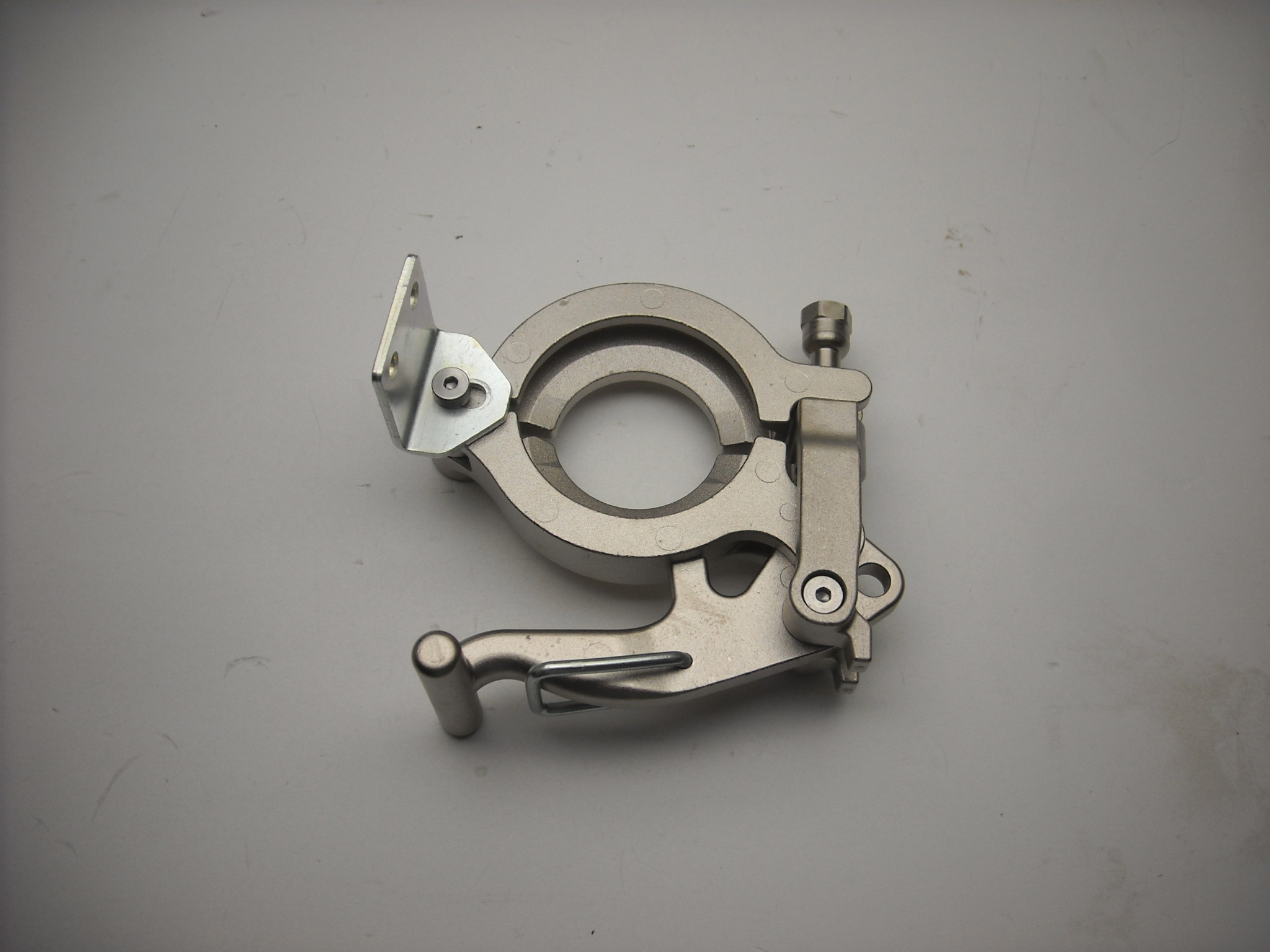 16X322 OEM Graco PC Pump Clamp 695 - Eastside Pump