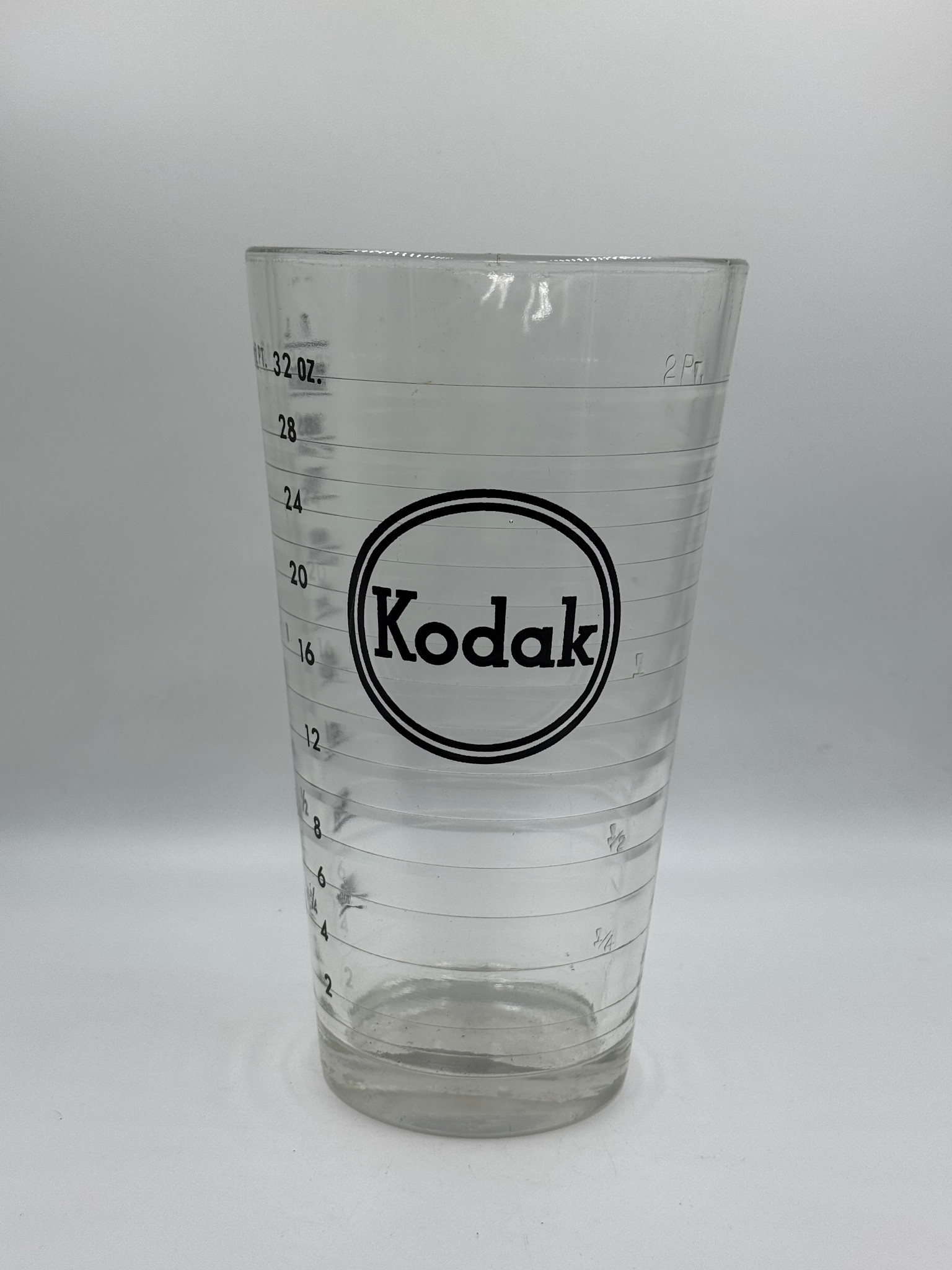 Vintage Eastman Kodak Beaker 32 Oz/1 Litter Glass Measuring Pitcher ...