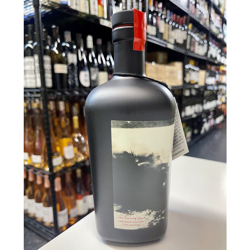 The Burning Chair Bourbon Whisky 750ml - Divino