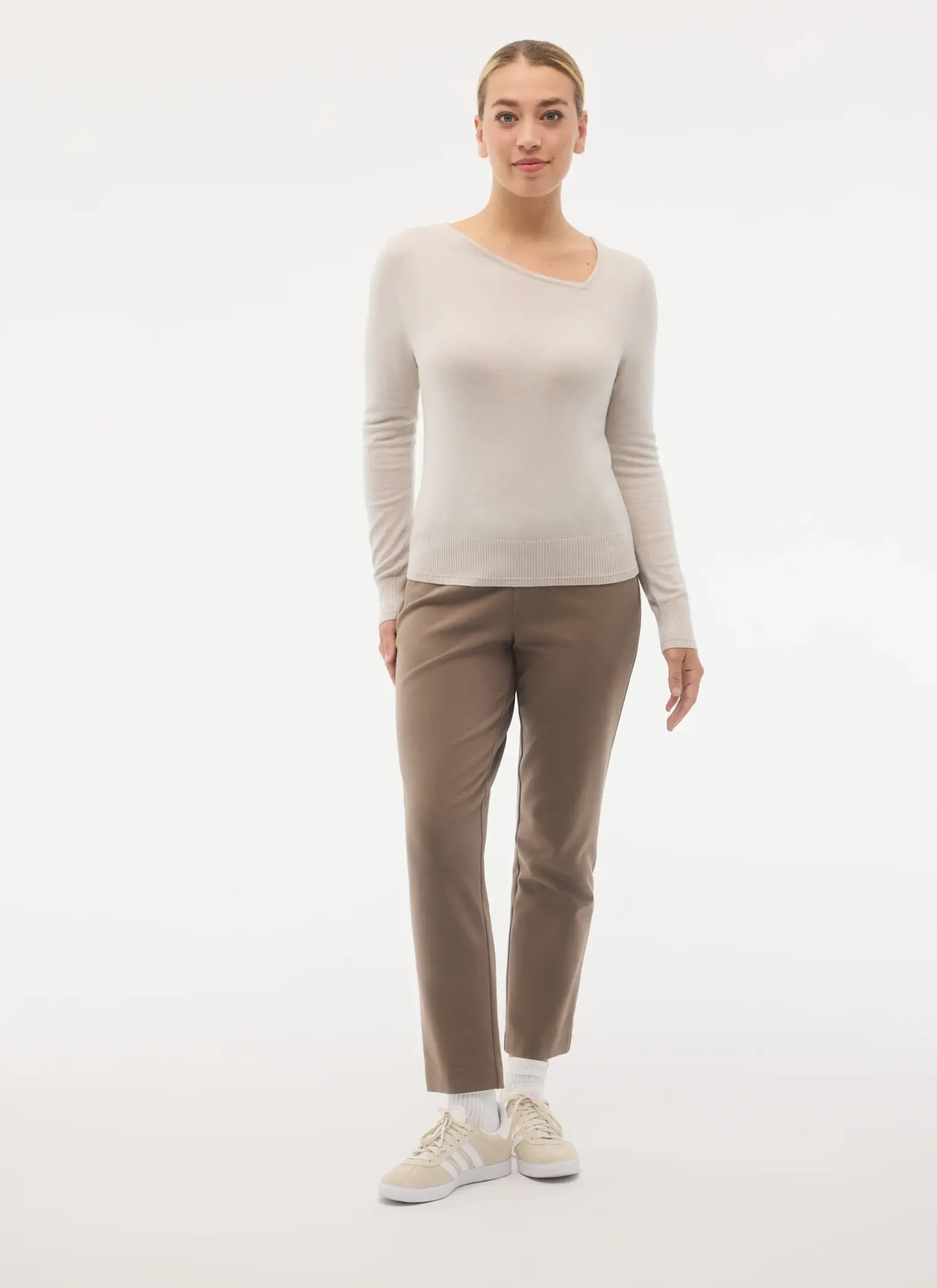 Fig Women's SEREN Light Sweater - Ramakko's Source For Adventure