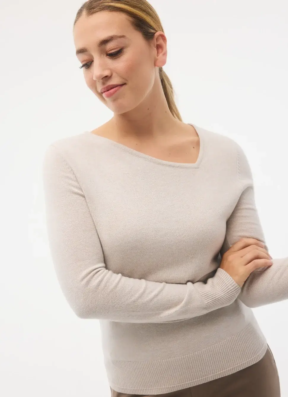 Fig Women's SEREN Light Sweater - Ramakko's Source For Adventure