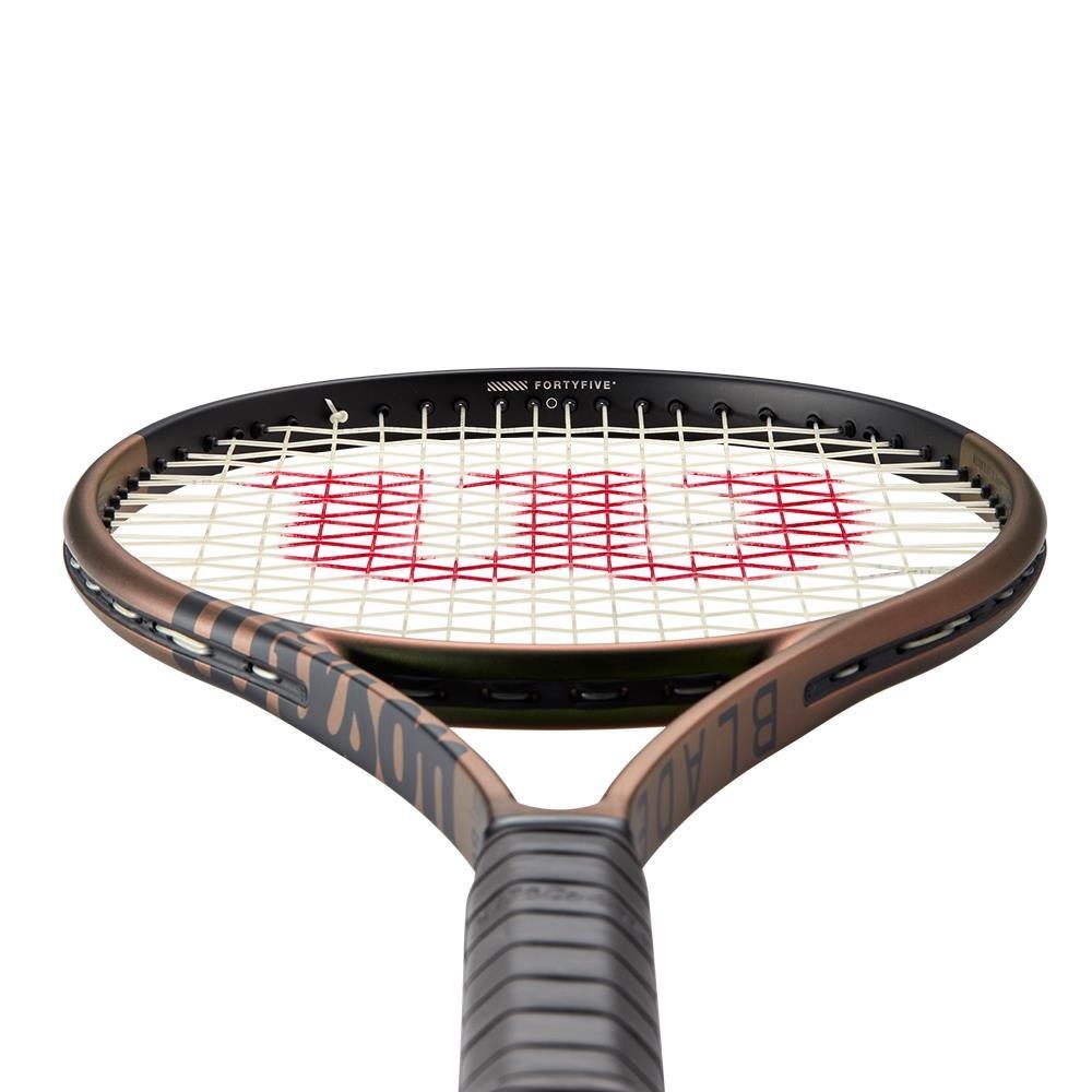 Wilson Blade 98 16x19 v8.0 Tennis Racket - Of Courts