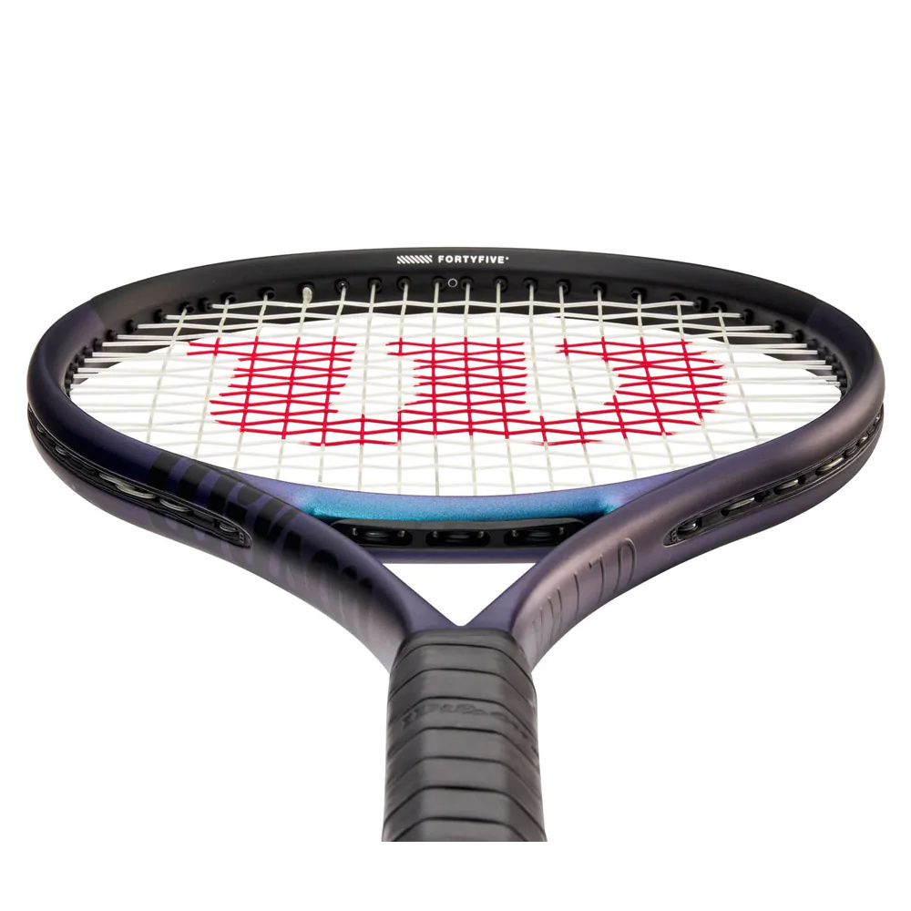 Wilson Ultra 100 v4 - Of Courts