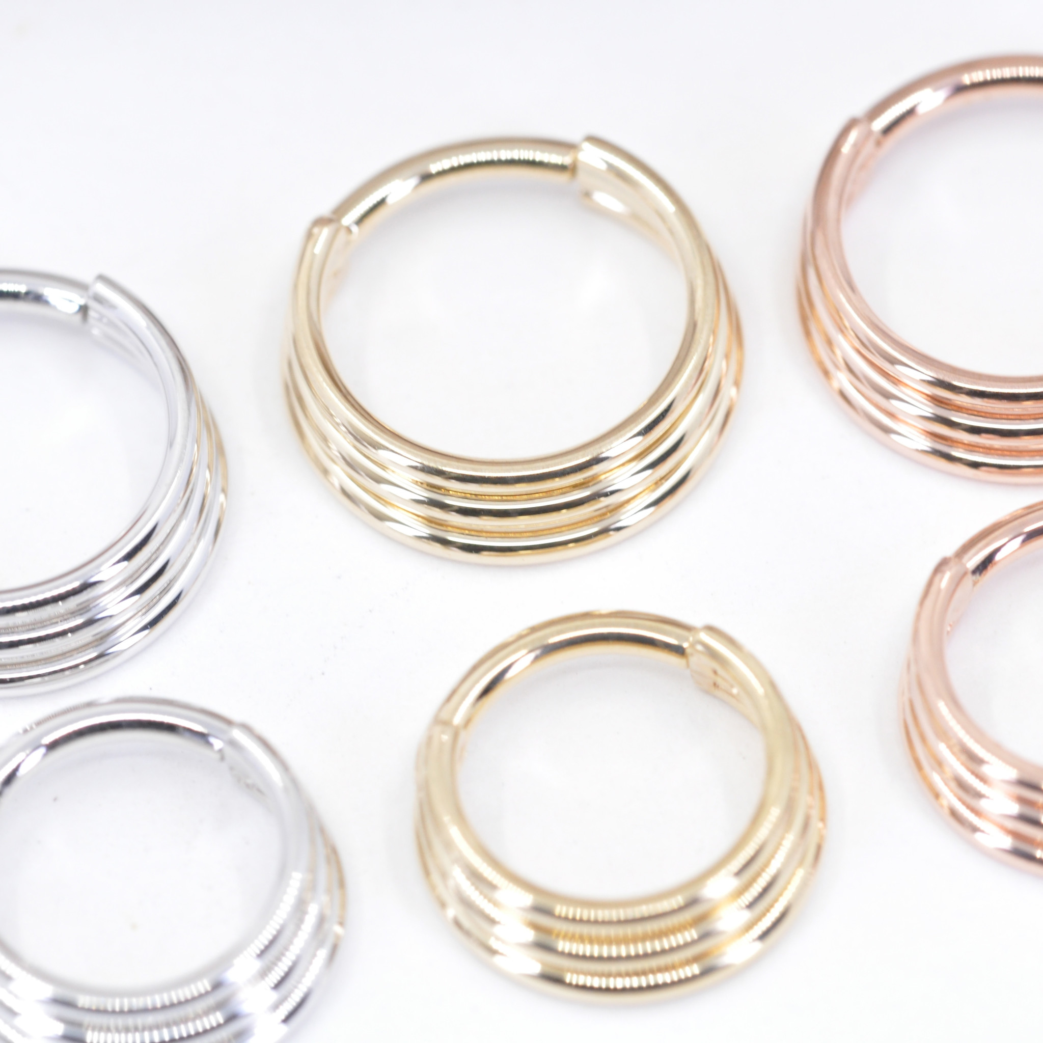 Mini Moody Hinge Ring 16g - MINT Piercing