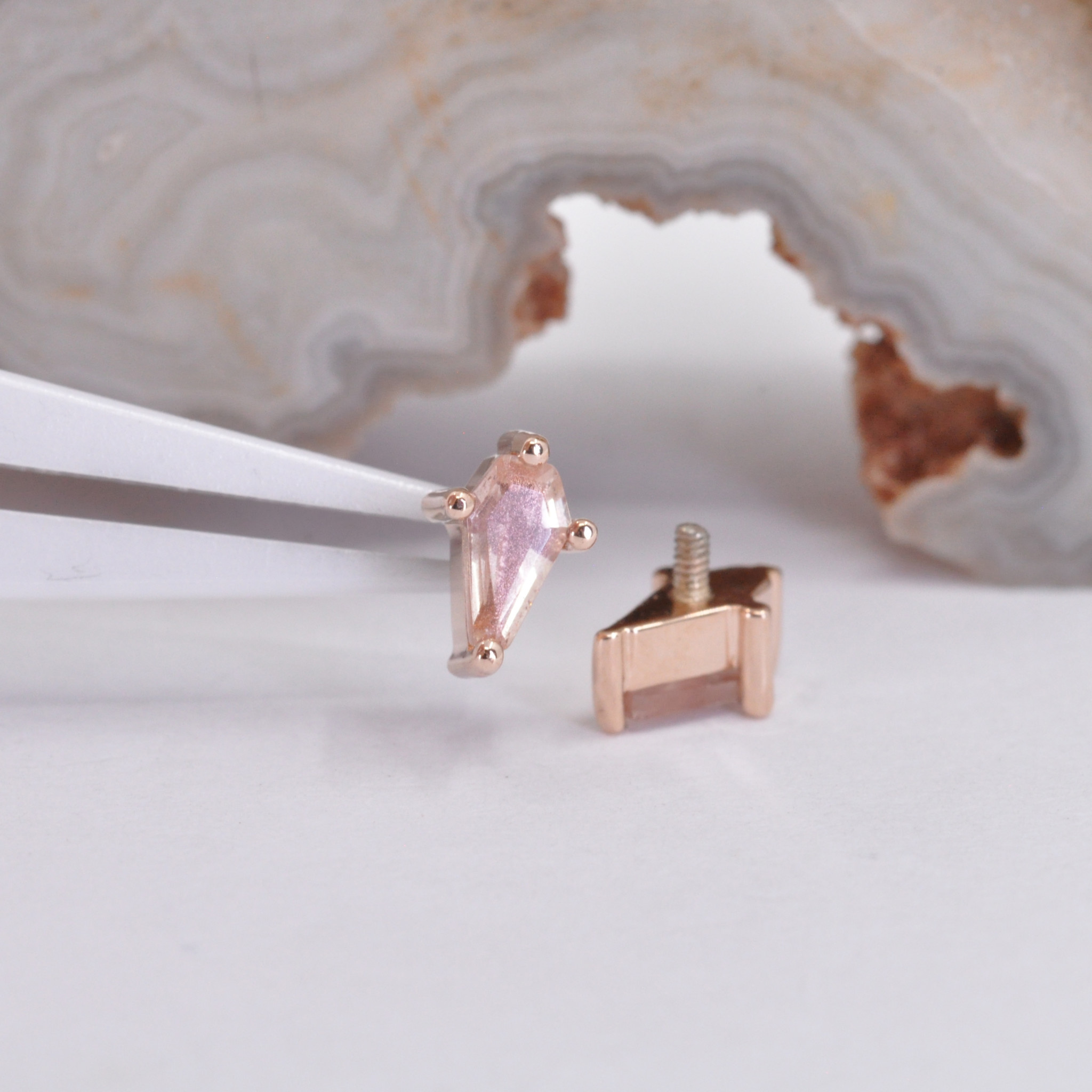 Coffin Prong Sunstone Rose Gold 16g Threaded End - Mint Piercing