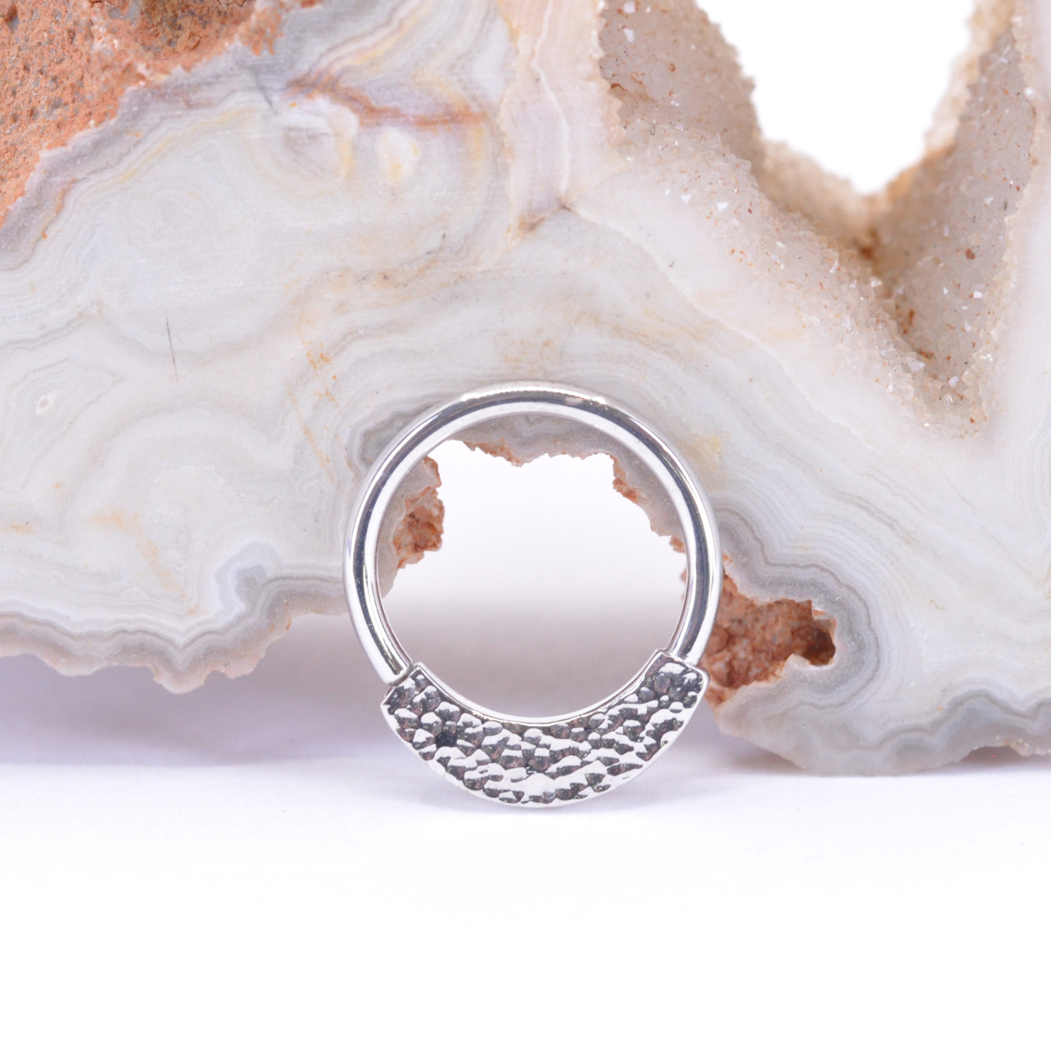 Hammered Janna 18g 5/16 Seam Ring 14k White Gold - Mint Piercing