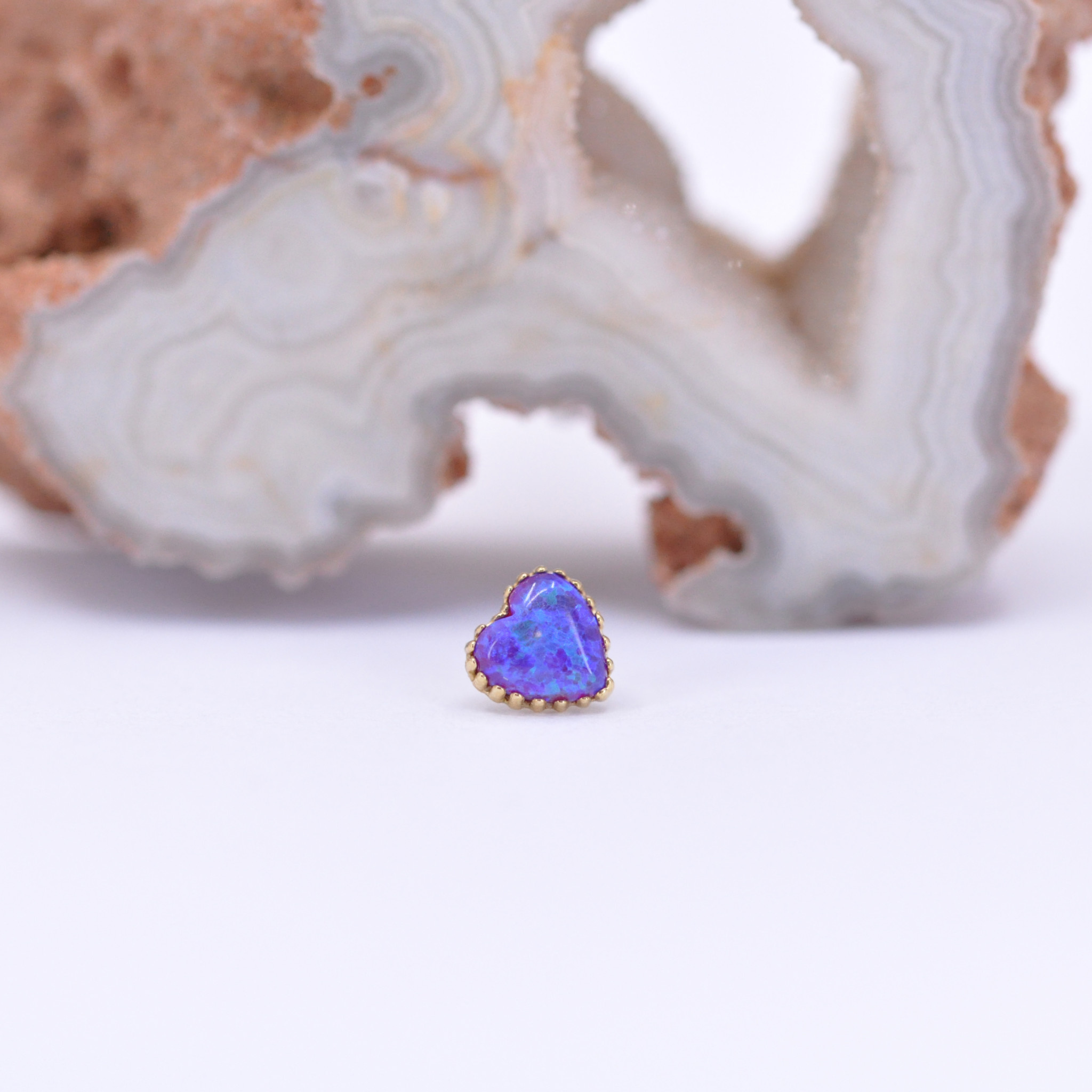 Purple Opal Heart Threadless End 18k Yellow Gold - Mint Piercing