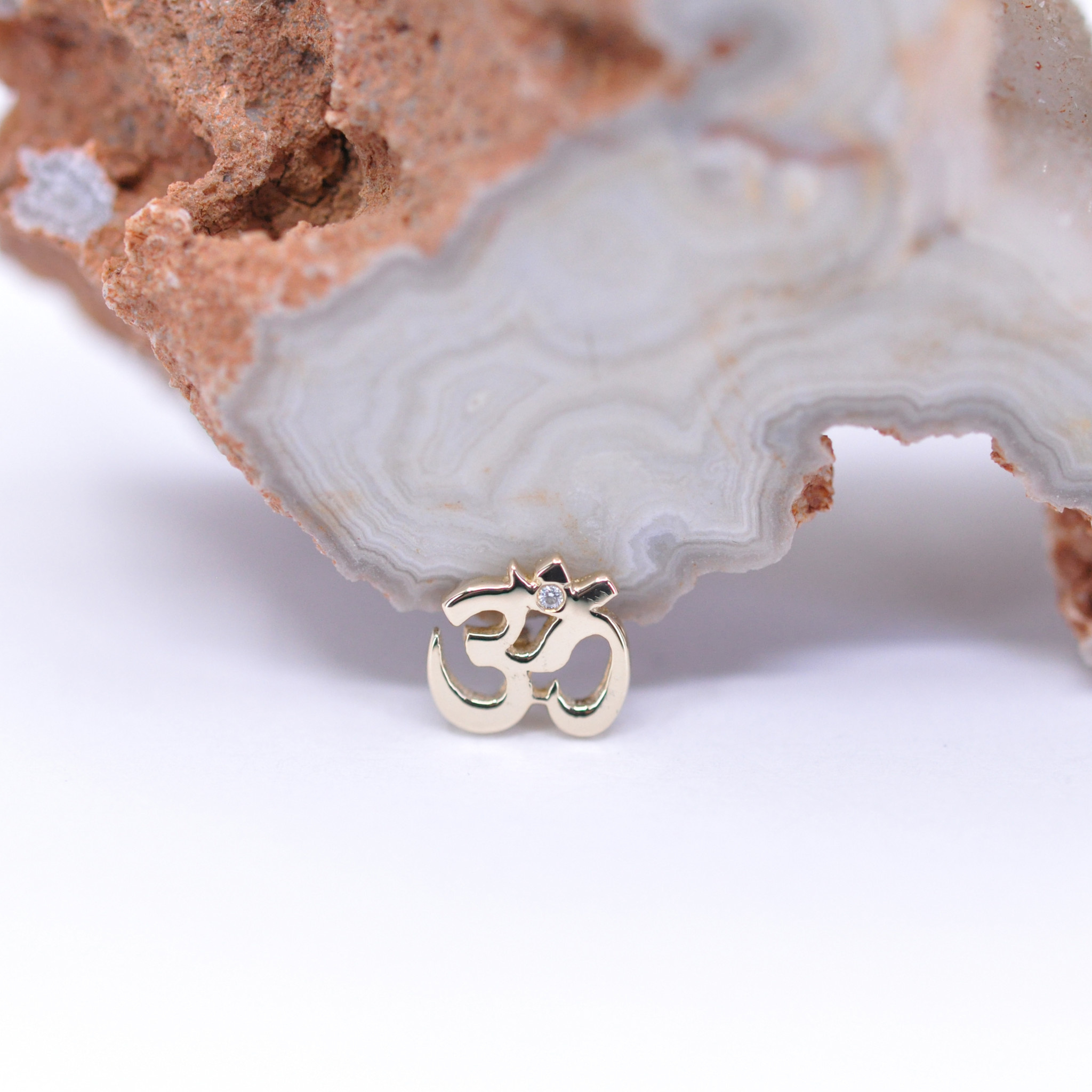 Ohm 16g Threaded End with Diamond - Mint Piercing