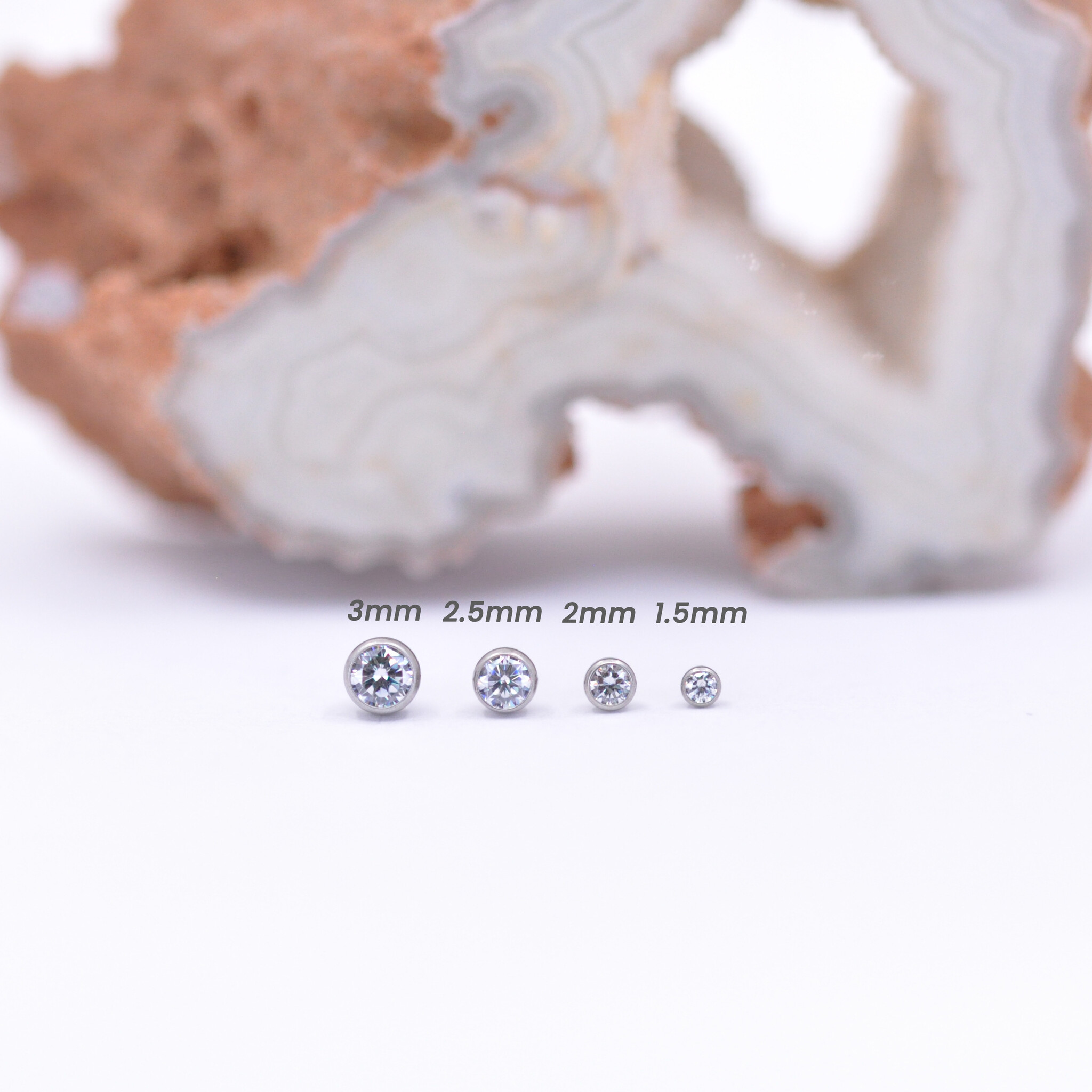 CZ Bezel Titanium Threadless Ends by Neometal - Mint Piercing