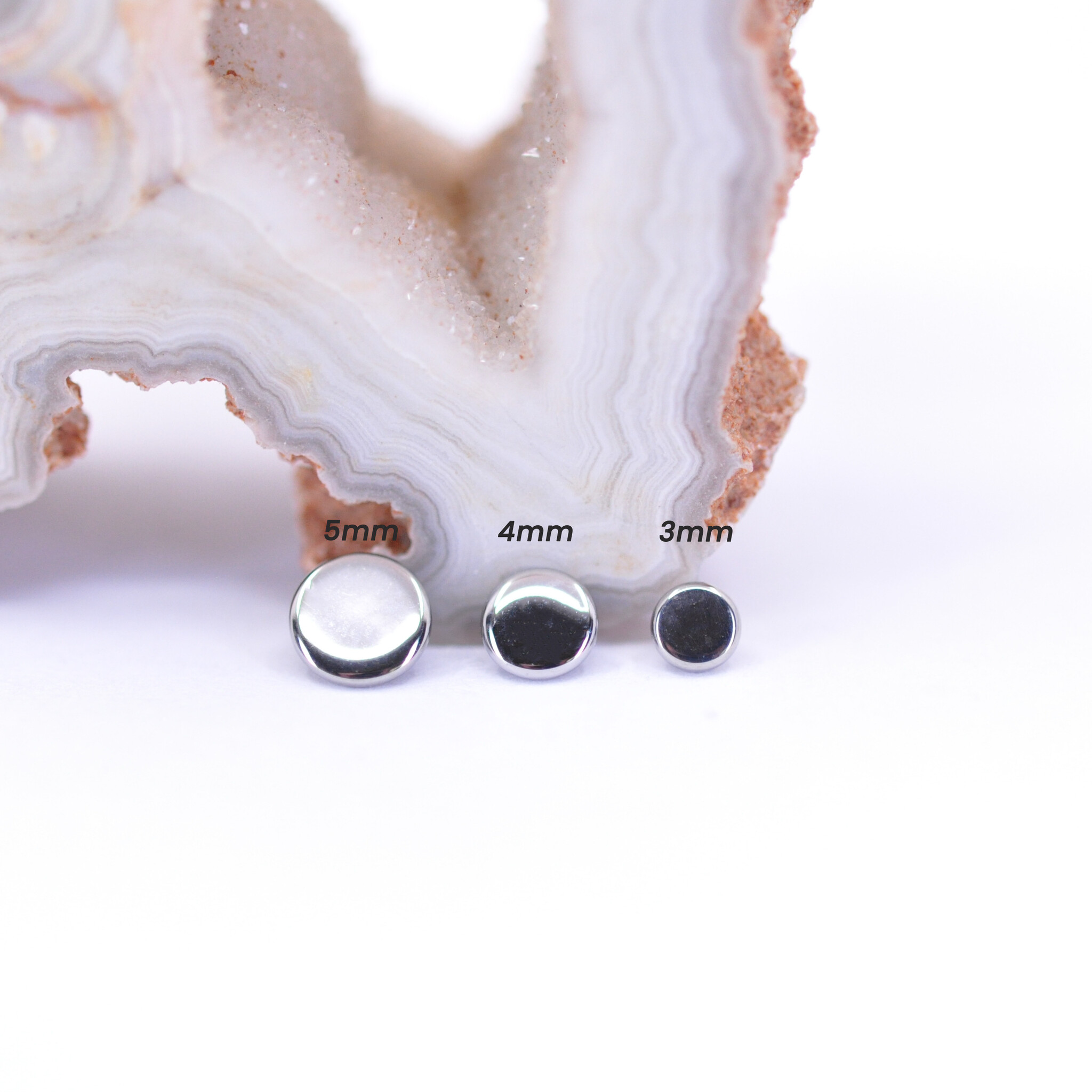 Implant Grade Titanium Threaded Disc Ends by Anatometal! - Mint Piercing