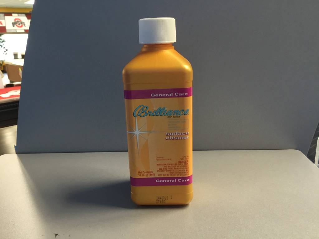 BRILLIANCE SURFACE CLEANER - Mossing Spas and More