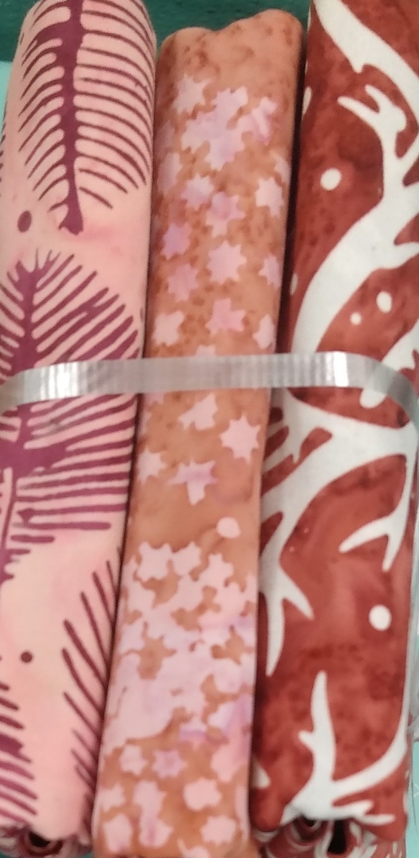 Island Batiks Batik 3 Meter Bundle, Pink - Stitch by Stitch
