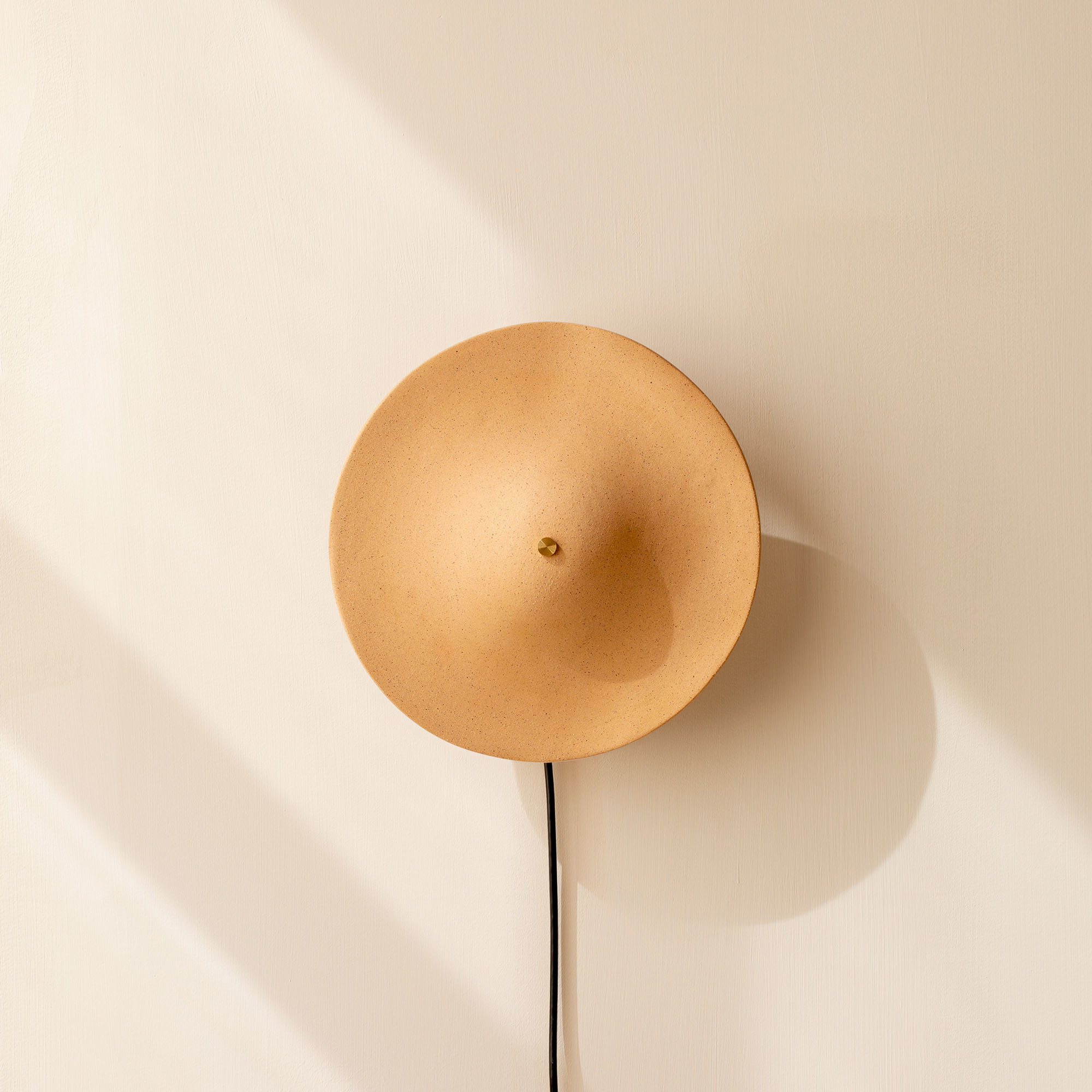 Alien Surface Mount | Plug In Wall Light | Round Light - Prevalent Projects