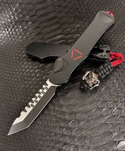 Heretic Knives Hydra Predator: Limited Edition Tanto Two-Tone Blade ...