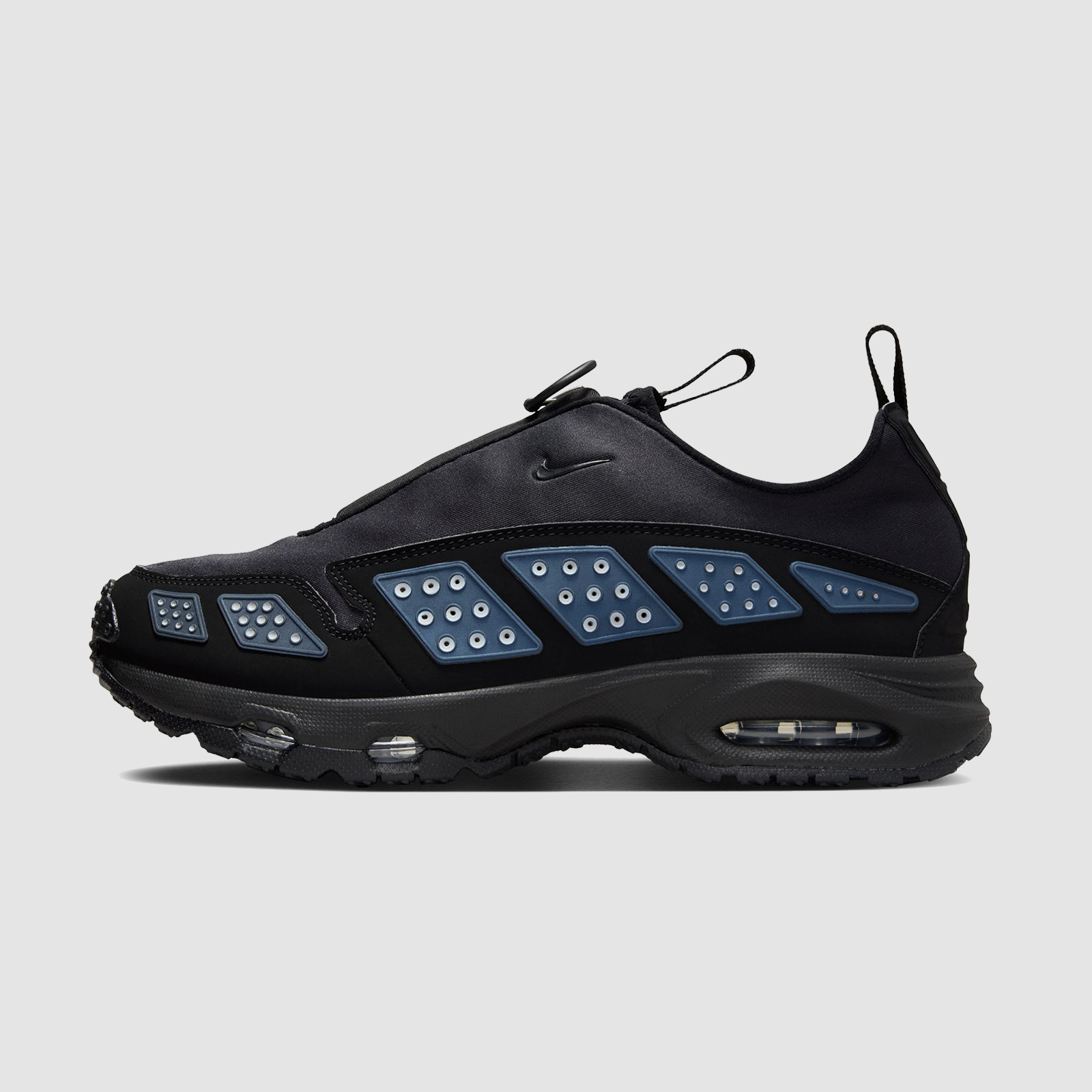 Nike (W) Air Max SNDR Black/Silver - RUKUS Nike (W) Air Max SNDR Black/Silver - RUKUS