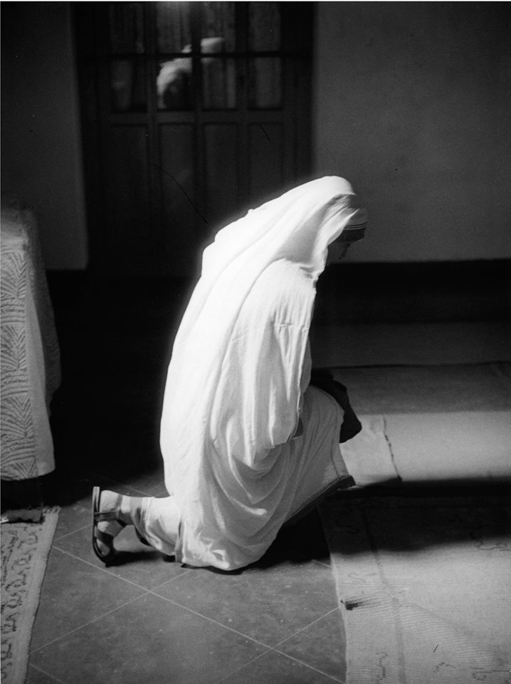 Mother Teresa, Calcutta, India by Ken Heyman - Liss Gallery