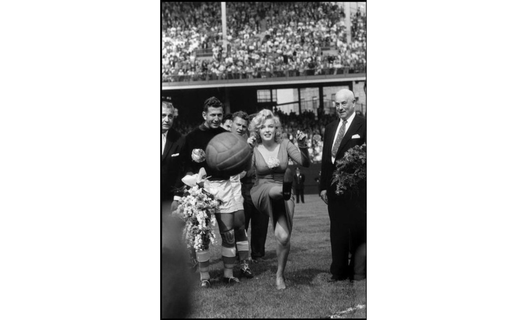 Marilyn Monroe opening the USA-Israel Football International, NYC 1959 ...
