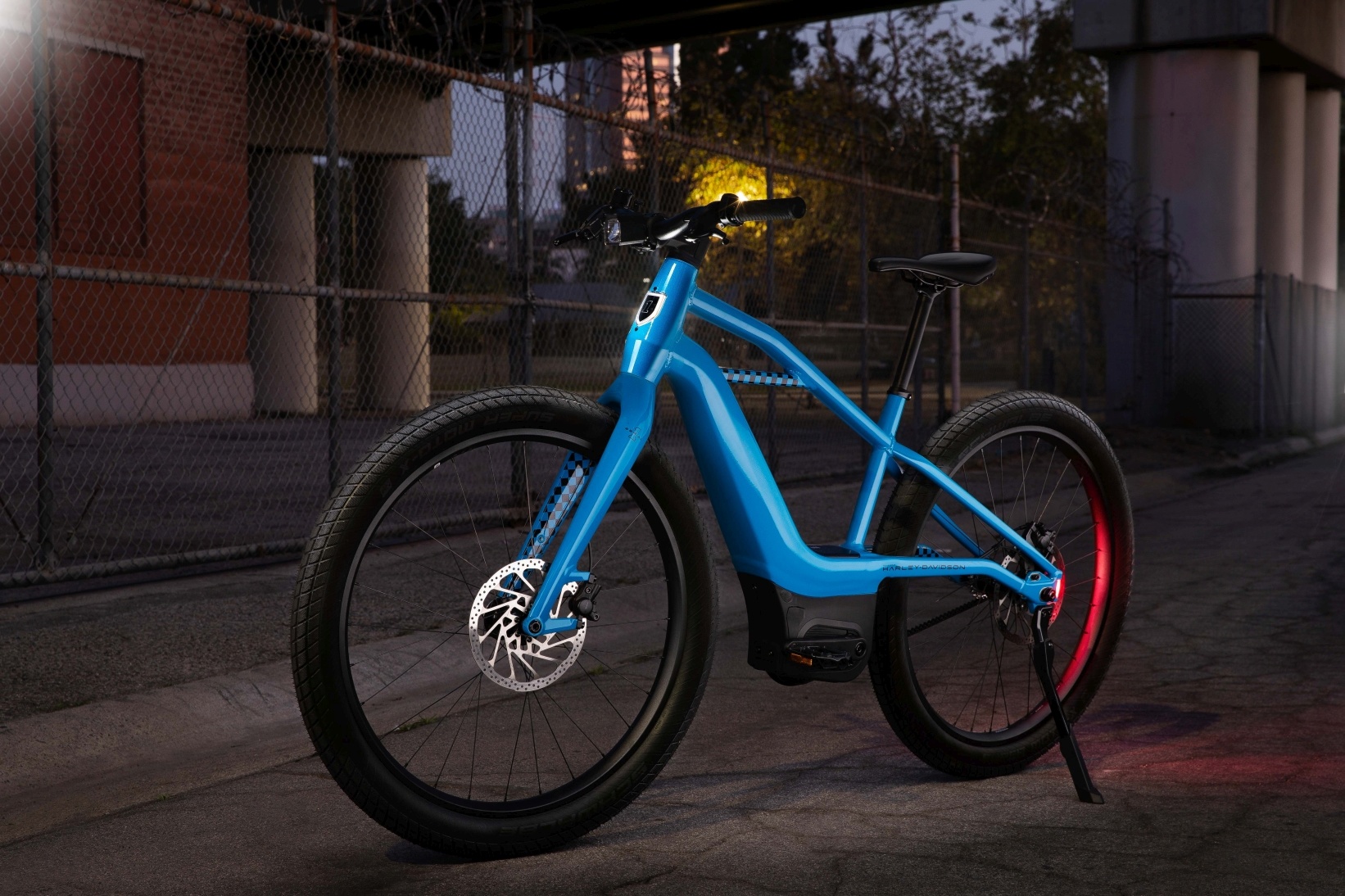 Serial 1 Mosh sable vélo électrique hybride - Echo sports