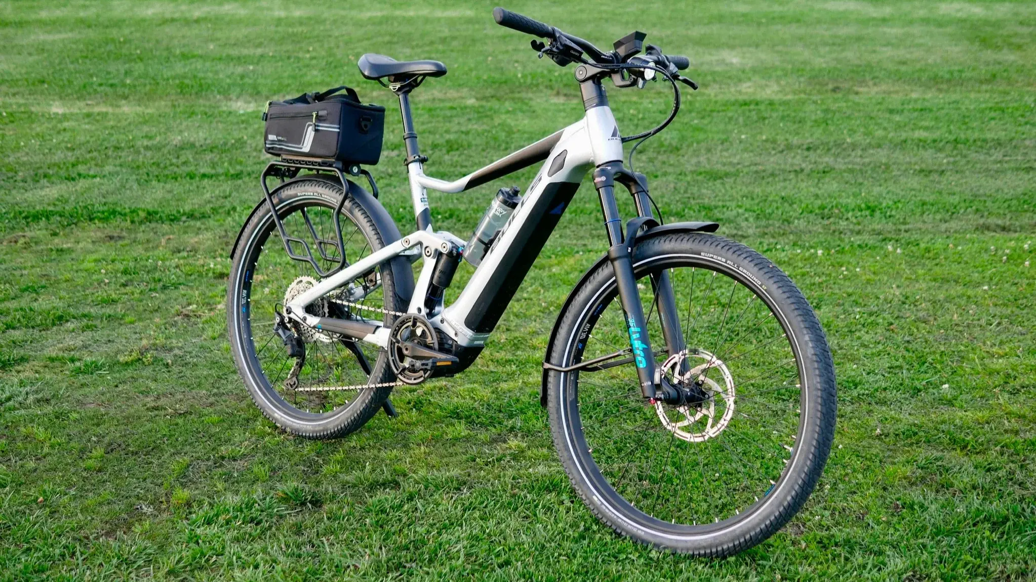 BULLS Iconic EVO TR 2 Speed Electric Bike - Echo Sports
