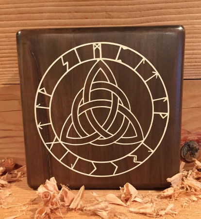 Celtic knot with Runes - Tai Pan Trading