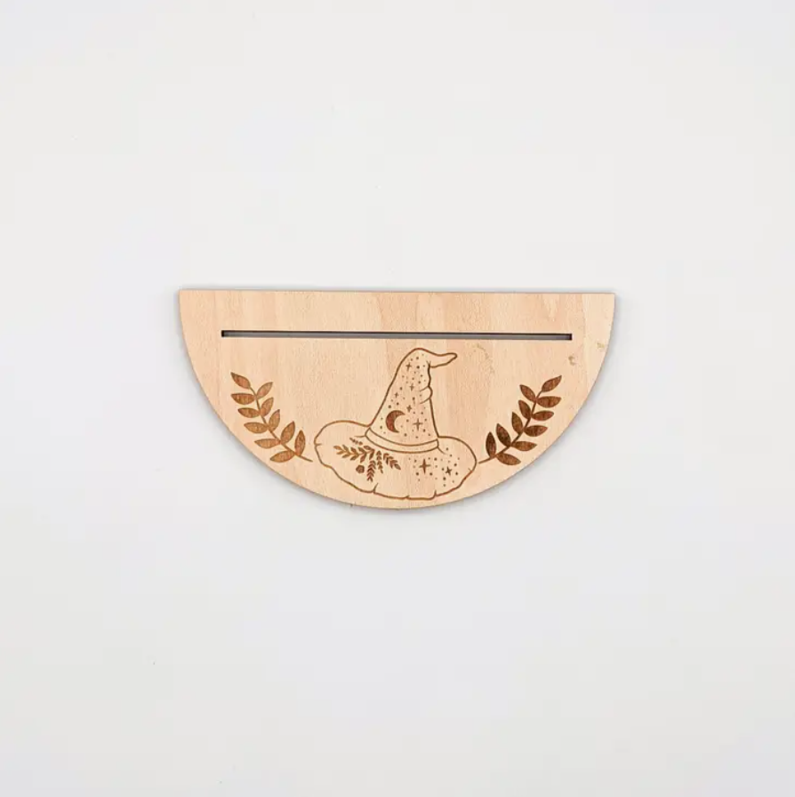 Witch's Hat Tarot Card Stand - Becca
