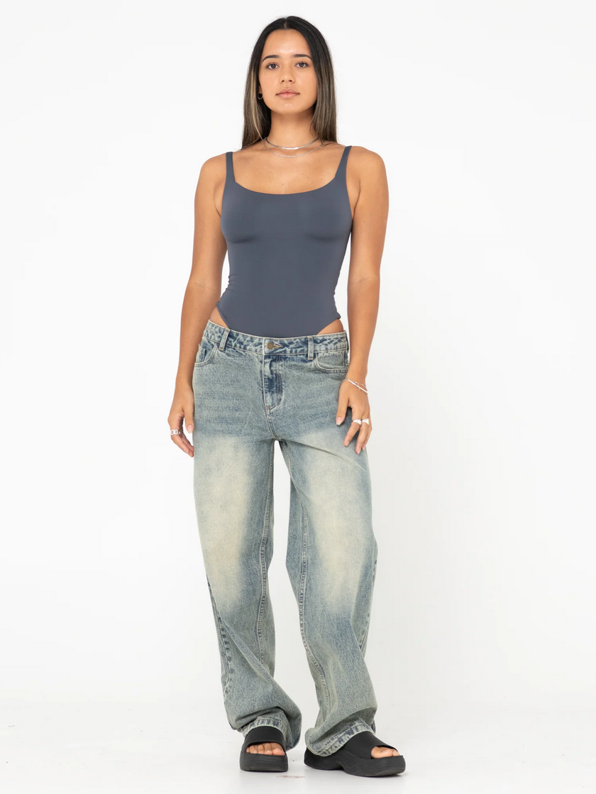 RUSTY 424 LOW RISE SUPER BAGGY DENIM PANT - Whalebone Surf Shop RUSTY 424 LOW RISE SUPER BAGGY DENIM PANT - Whalebone Surf Shop