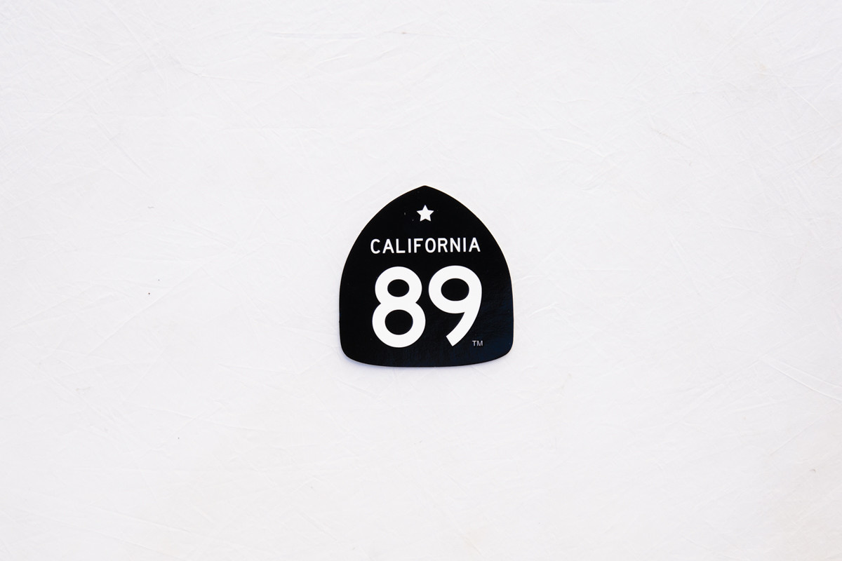 Small California 89 Shield Sticker - California 89