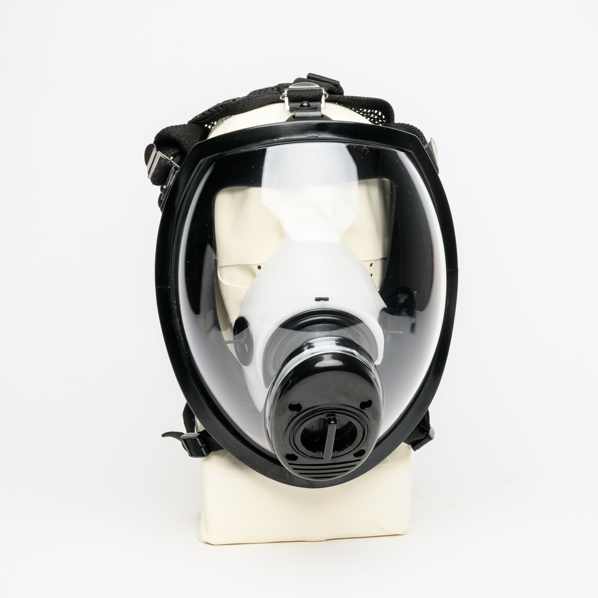 Laboratory Gas Mask - Bondesque