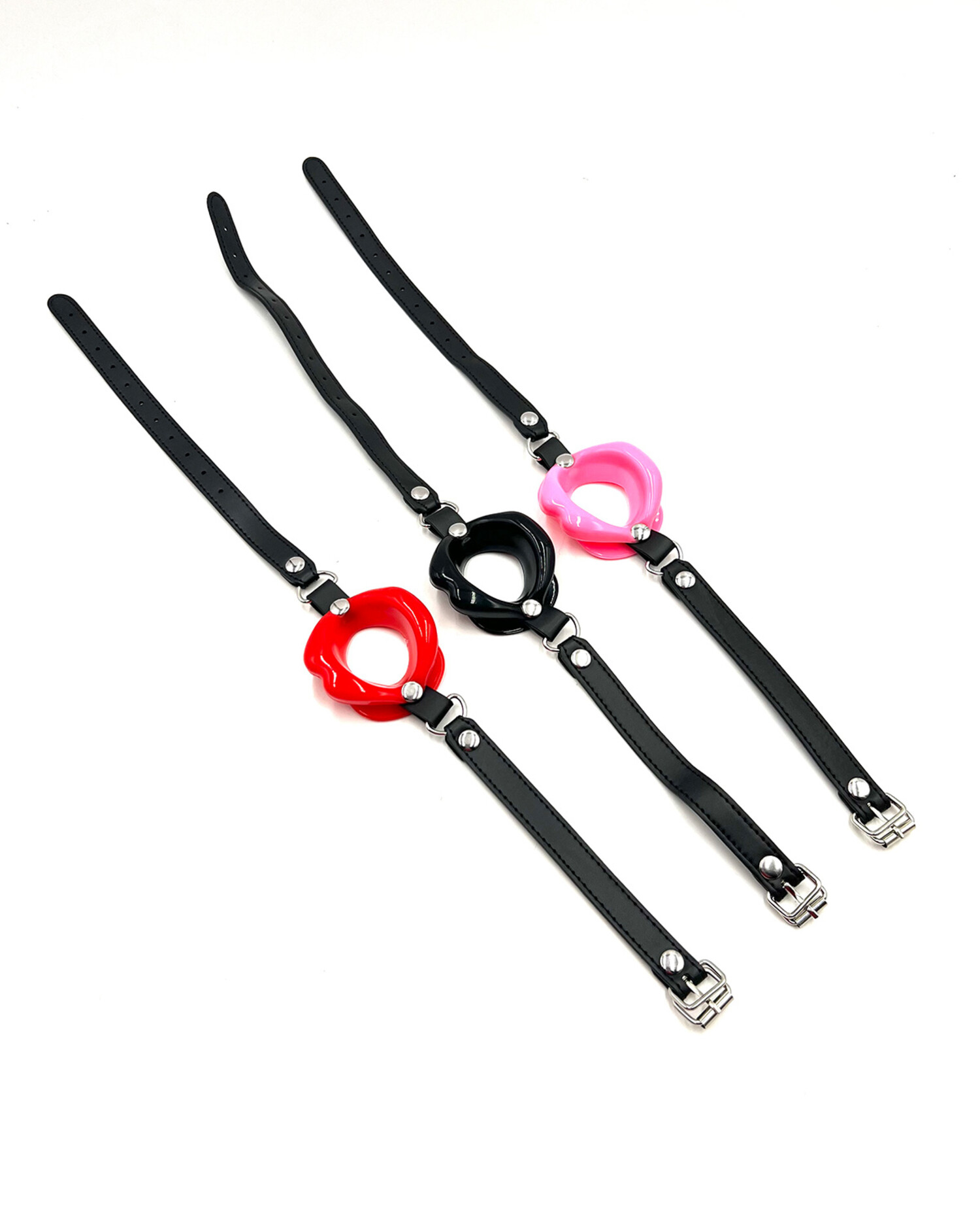 The Lip Gag | Bondesque