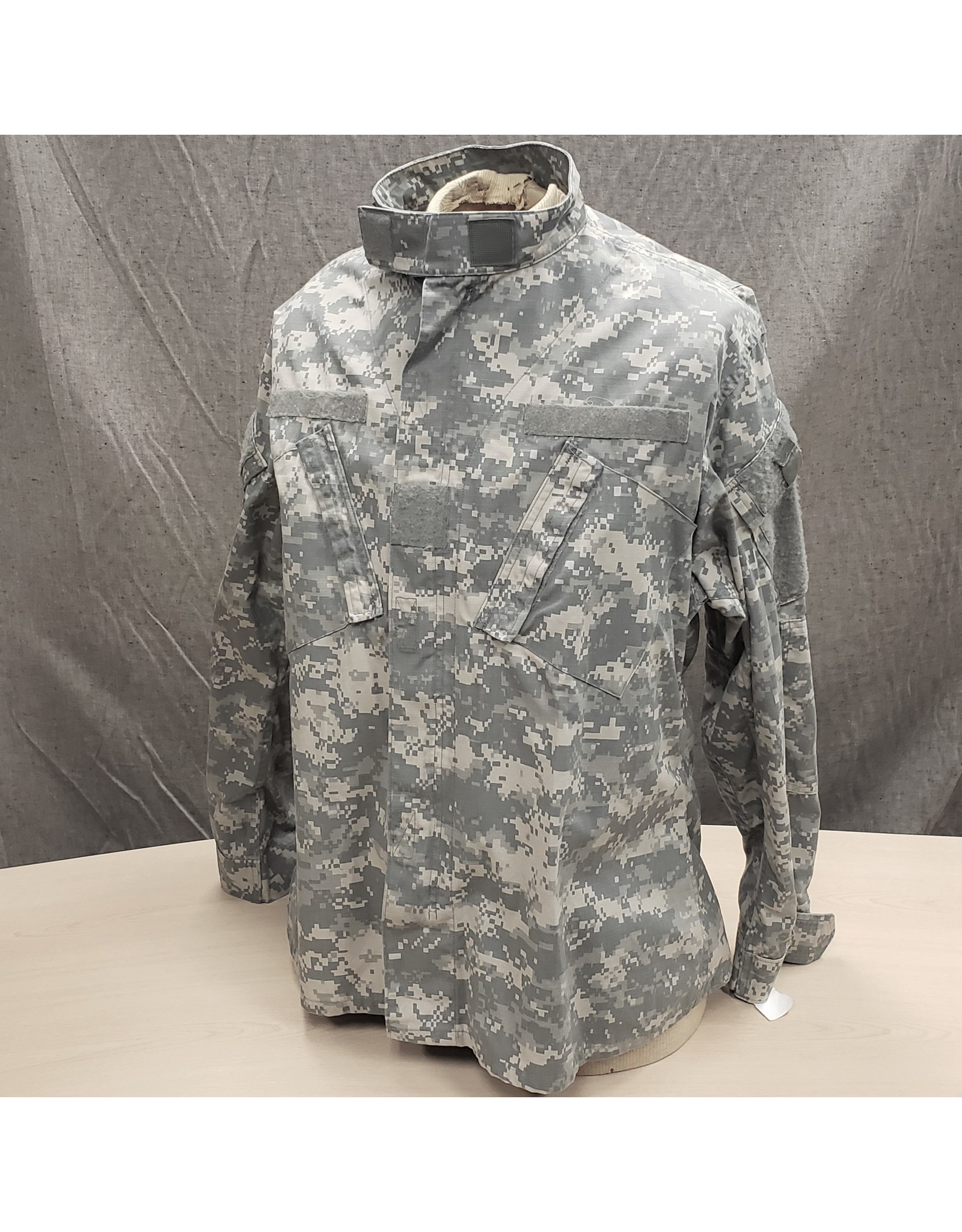 U.S. ACU COMBAT SHIRT - Smith Army Surplus