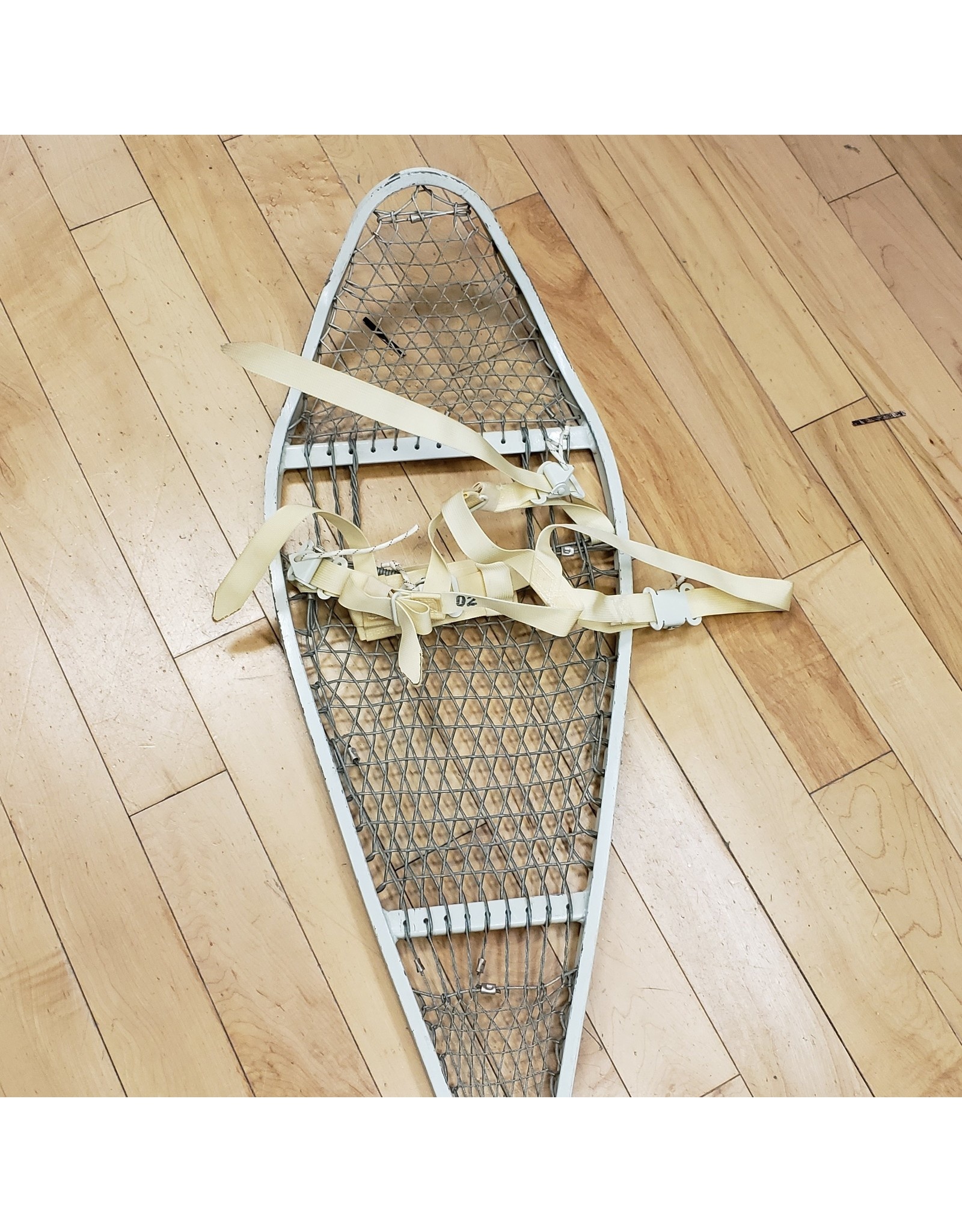NEW U.S./CAN SNOWSHOES W/HARNESS - Smith Army Surplus