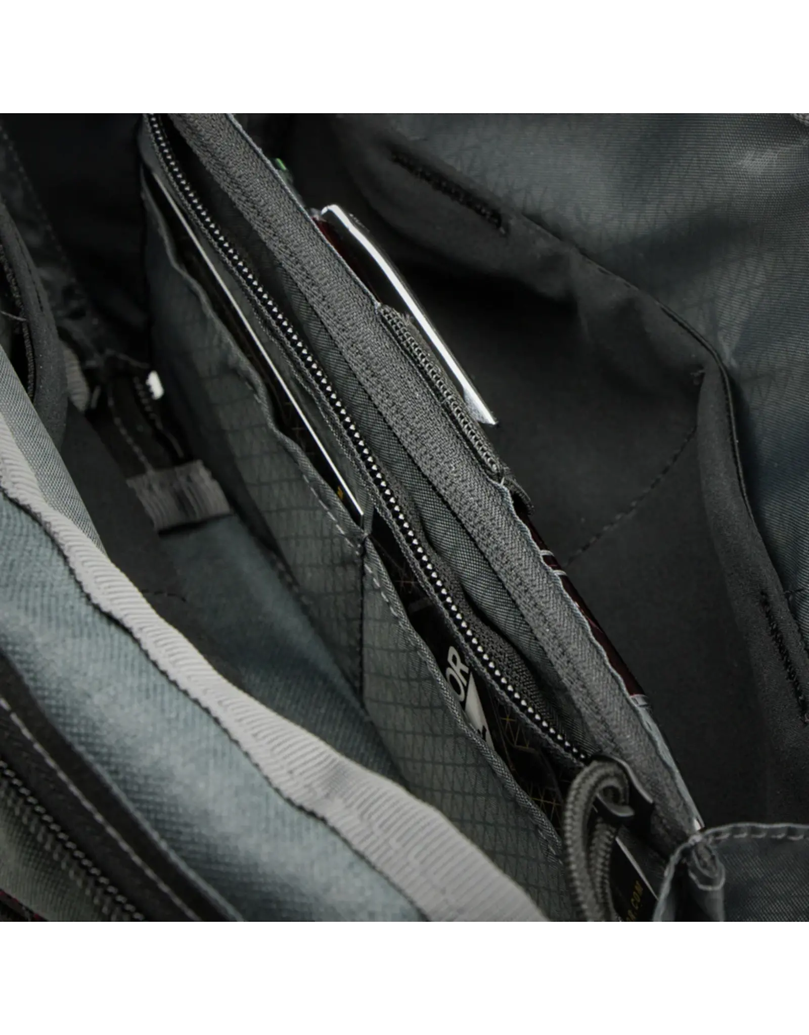 TECH POUCH - Smith Army Surplus