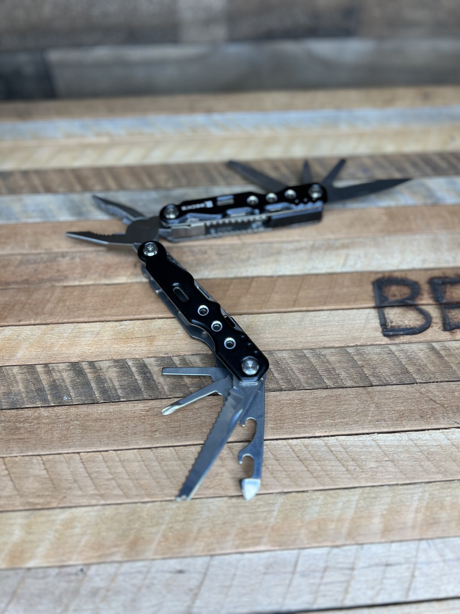 04011 Multi Tool 14 in 1 - Beck's Country Store