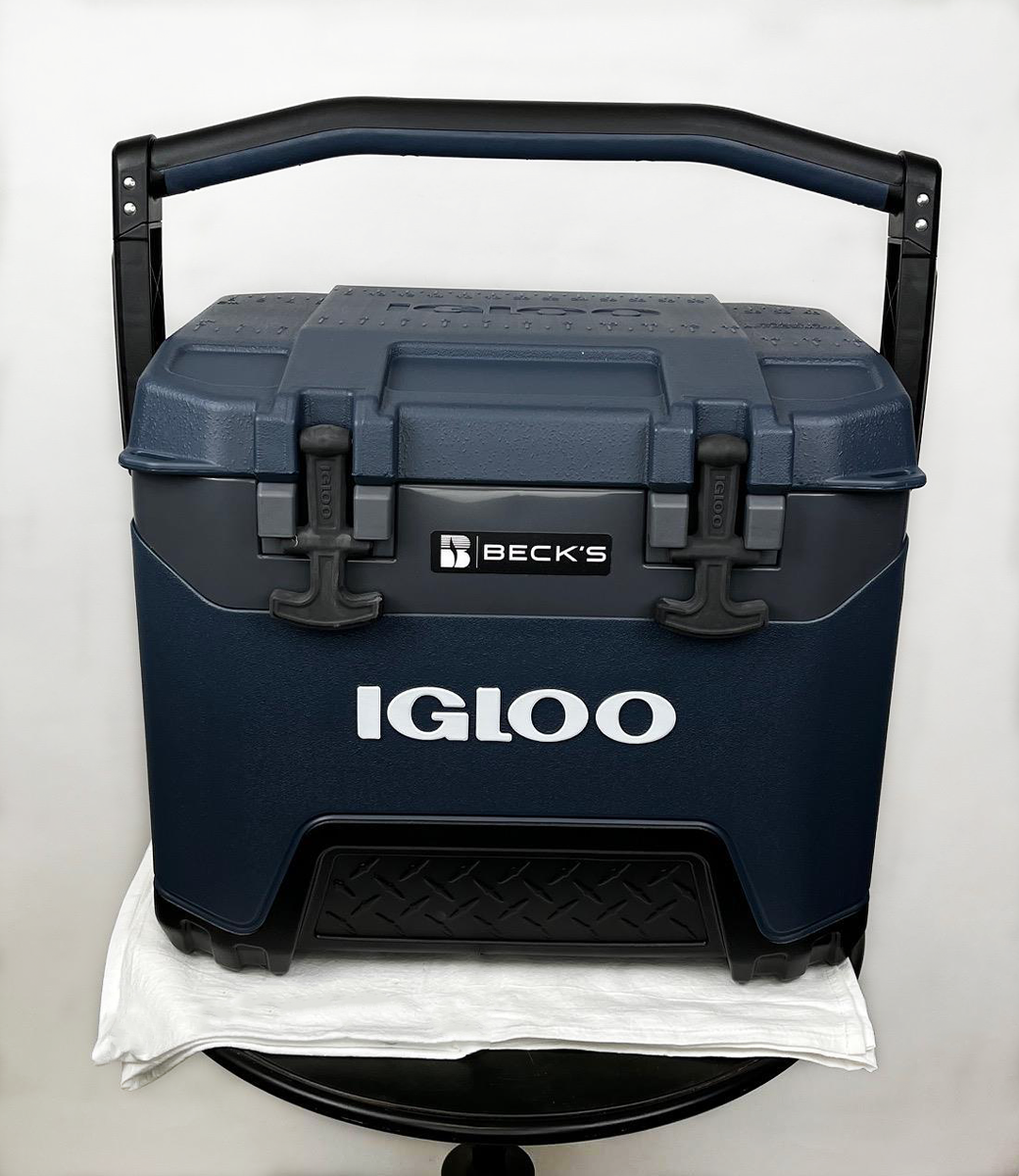 03637 Igloo Cooler - Beck's Country Store