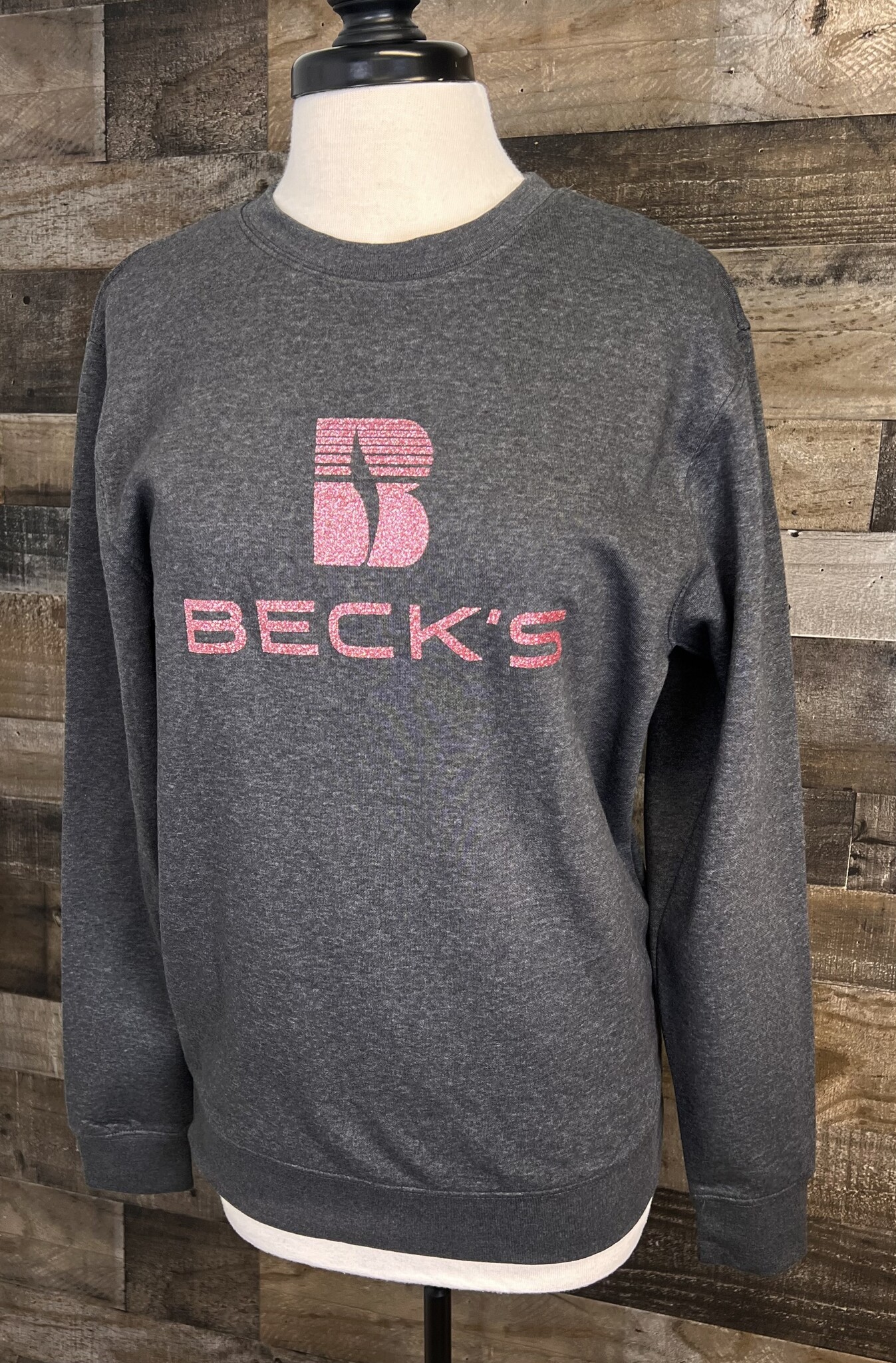 04359 District Crewneck w/ Glitter Logo - Beck's Country Store