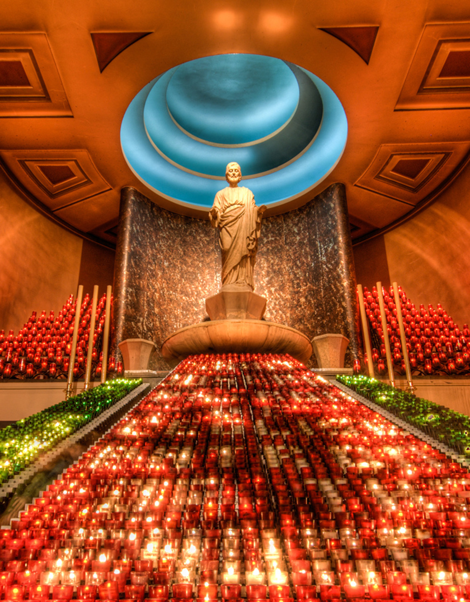 J'allume un lampion | L'Oratoire Saint-Joseph - Boutique de l'Oratoire ...