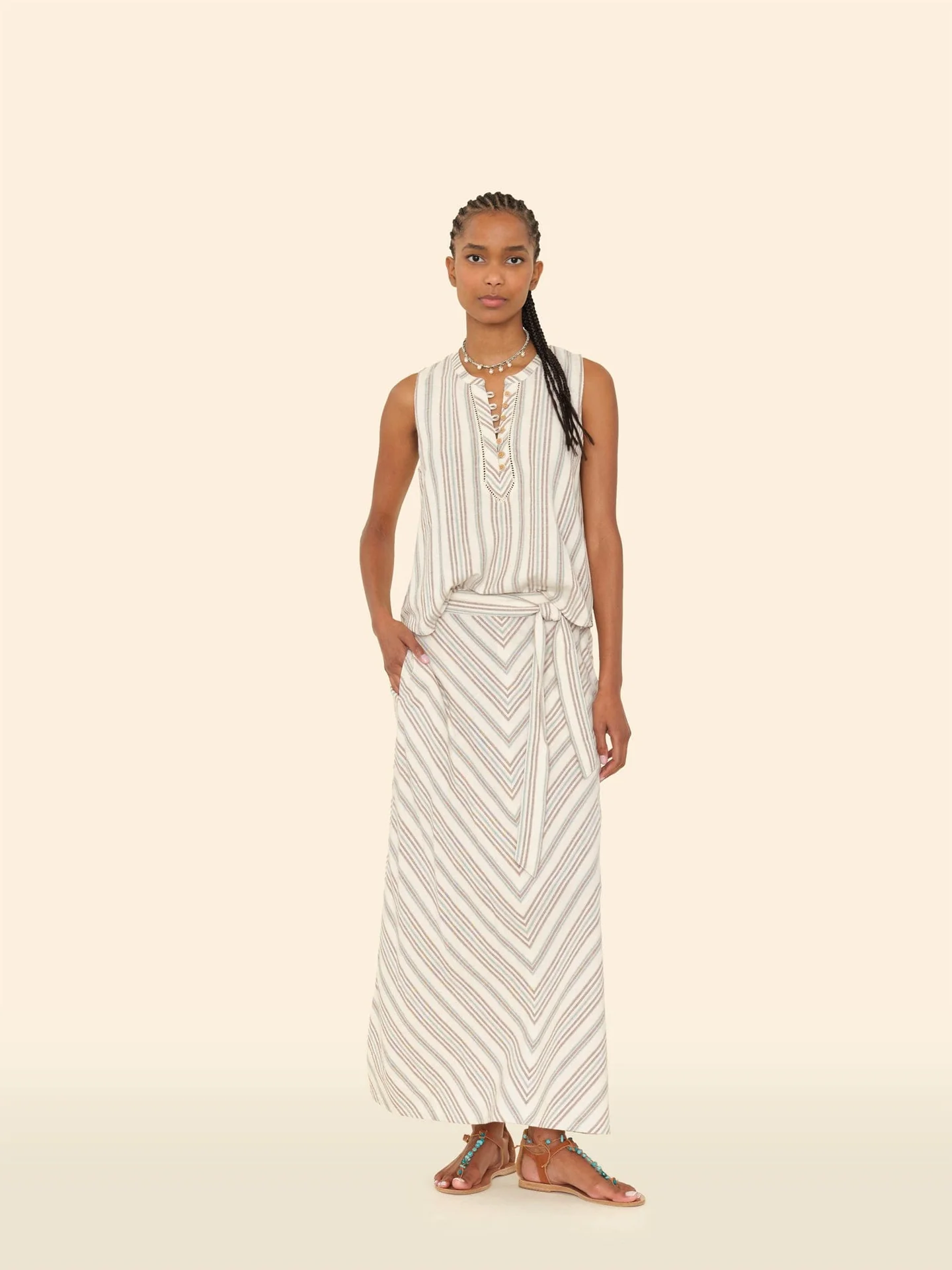 Xirena- Mikayla Skirt- Ivory Sand - Dukes Online