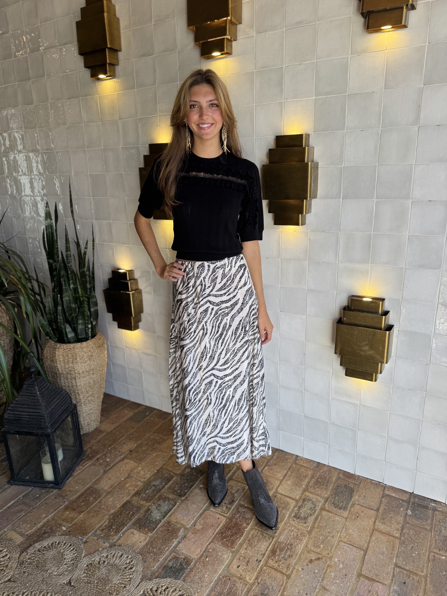 Maria Cher- Bowie Mara Midi Skirt- Ecru - Dukes Online