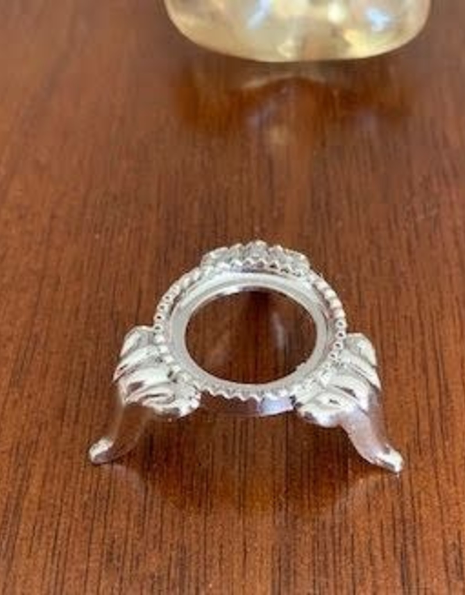 Metal Sphere Holders 3 legs - Soul Food Crystals