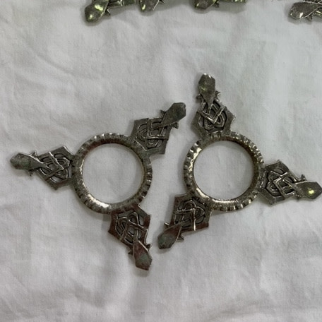 Pewter Egg or Sphere Holder - Celtic Heart - Soul Food Crystals