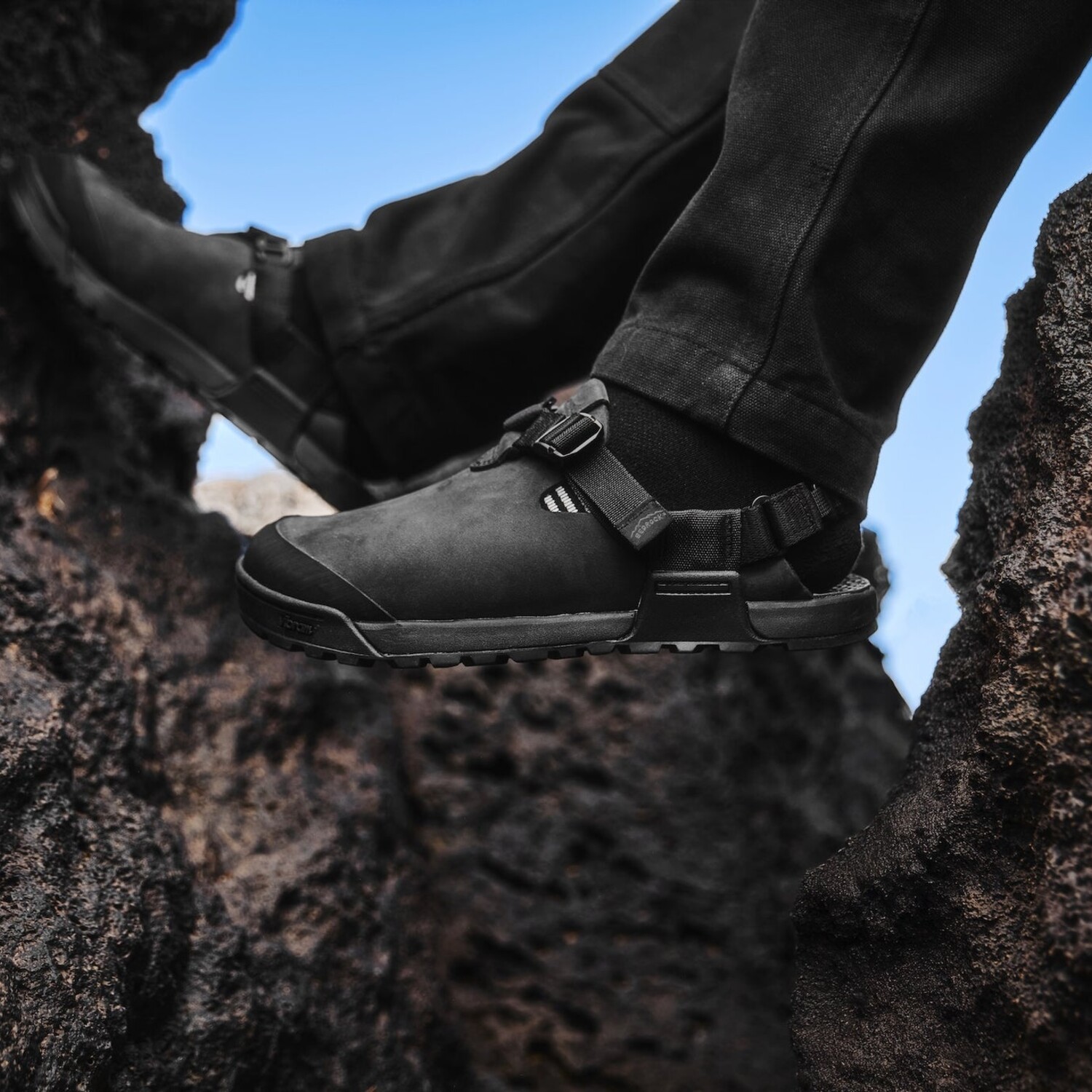 Bedrock Mountain Clog - Nubuck Leather (Obsidian Dark Gray) - Utah ...