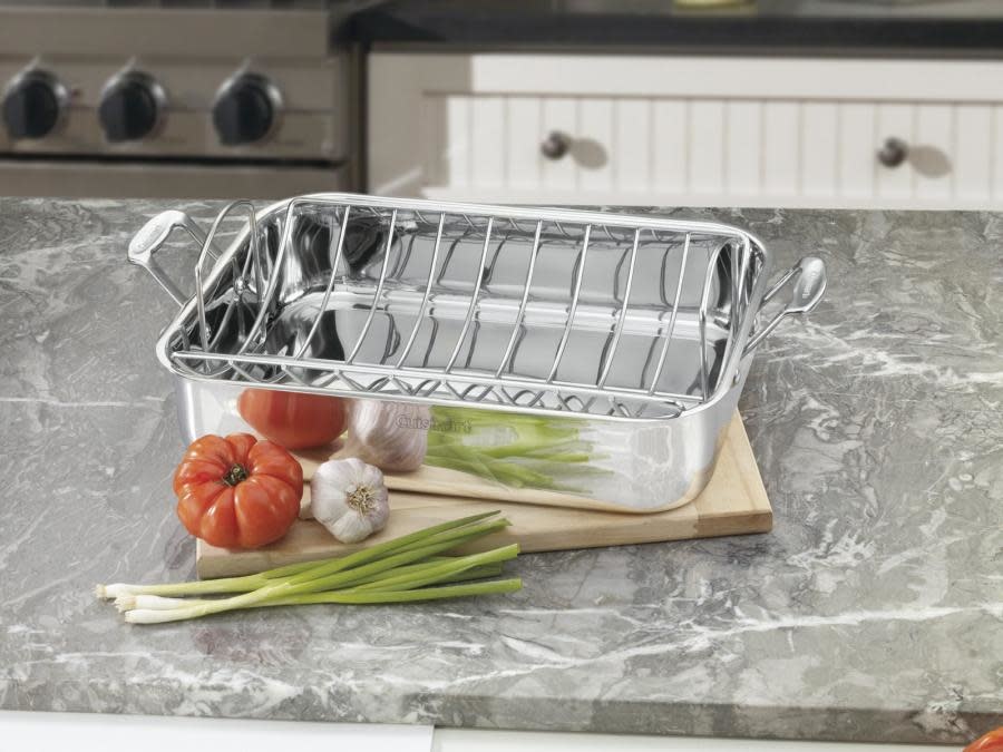 Cuisinart 16" Rectangular Roaster w/Rack - Spoons N Spice