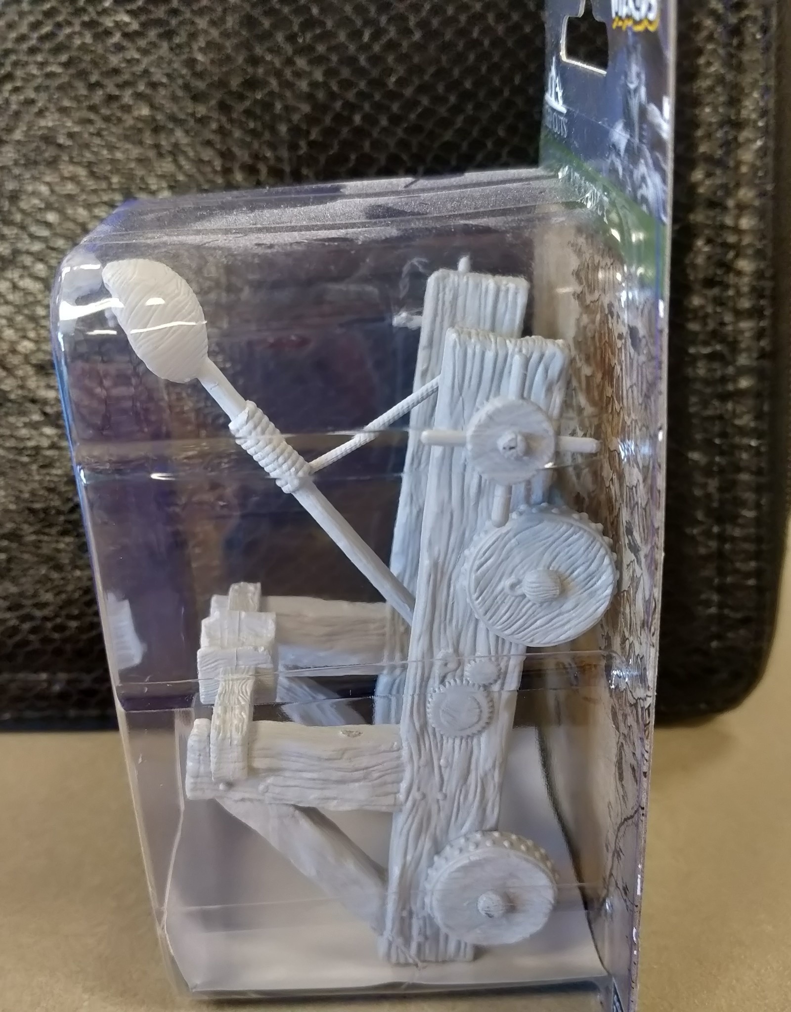 WizKids Deep Cuts Unpainted Miniatures: W9 Catapult - Discover Games WizKids Deep Cuts Unpainted Miniatures: W9 Catapult - Discover Games