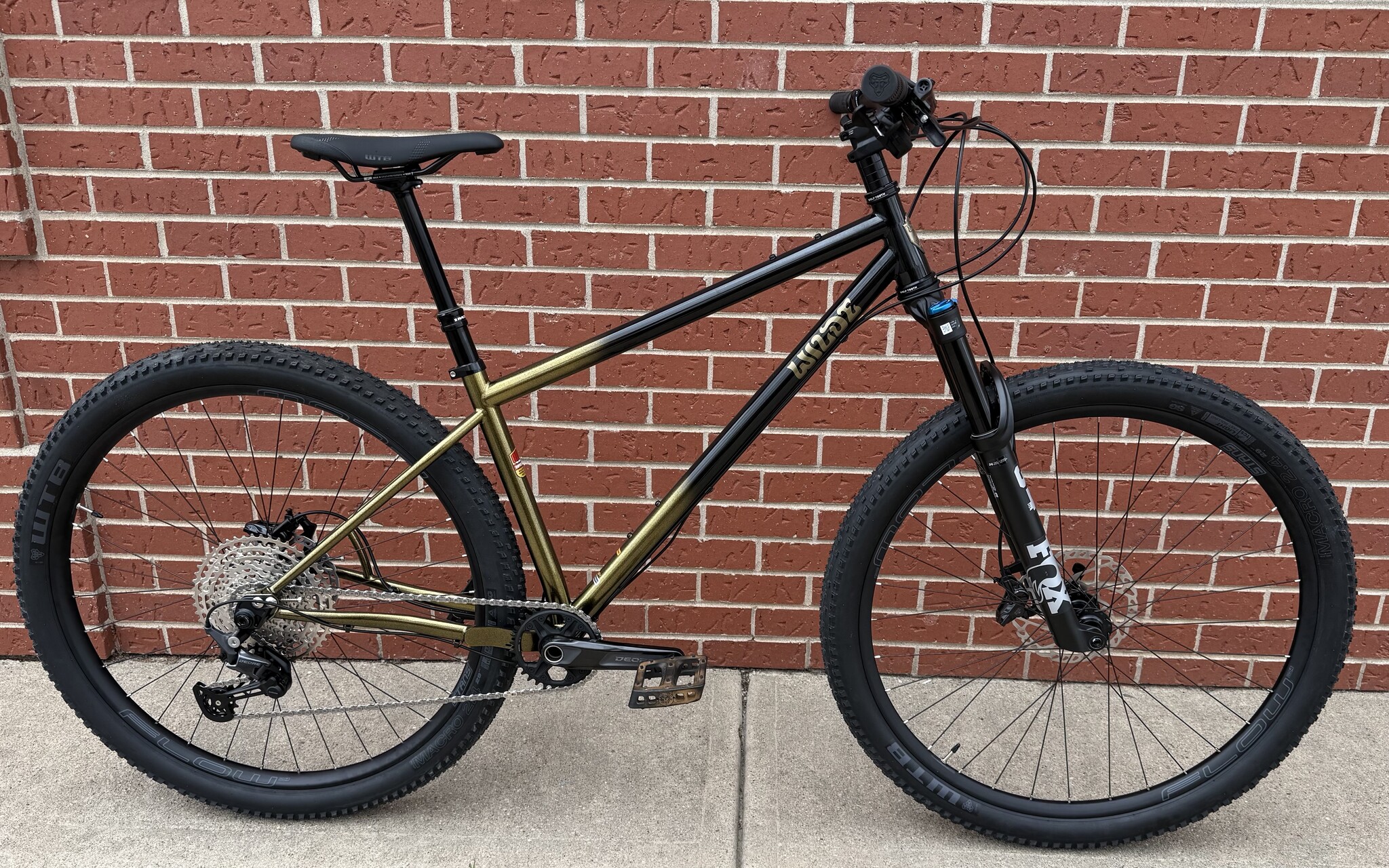 Dark Star Complete Shimano Deore Medium - Yawp Cyclery