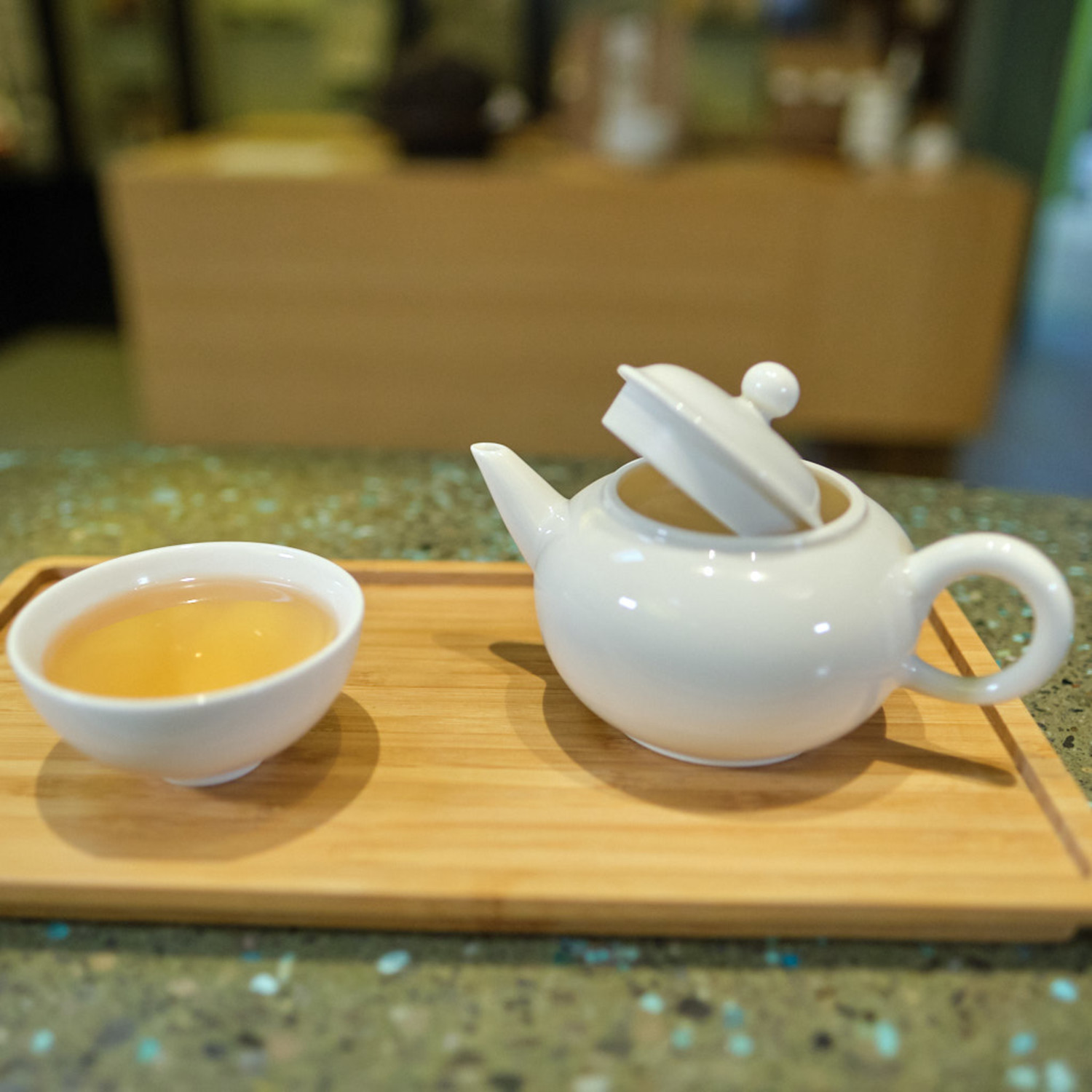 Porcelain Teapot Classic Style - Teance Fine Teas